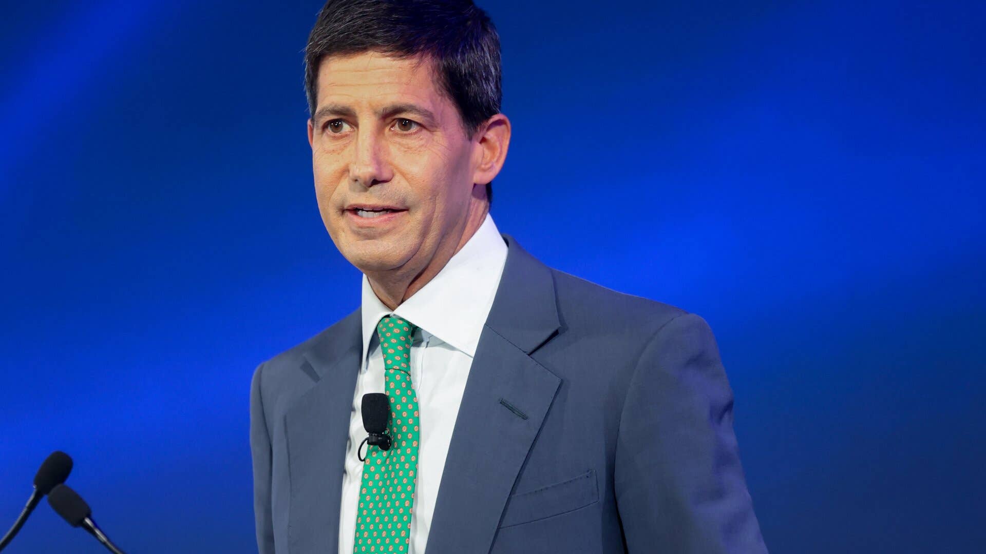 Oil shock, inflation threaten Fed rate cuts under Warsh - TheStreet