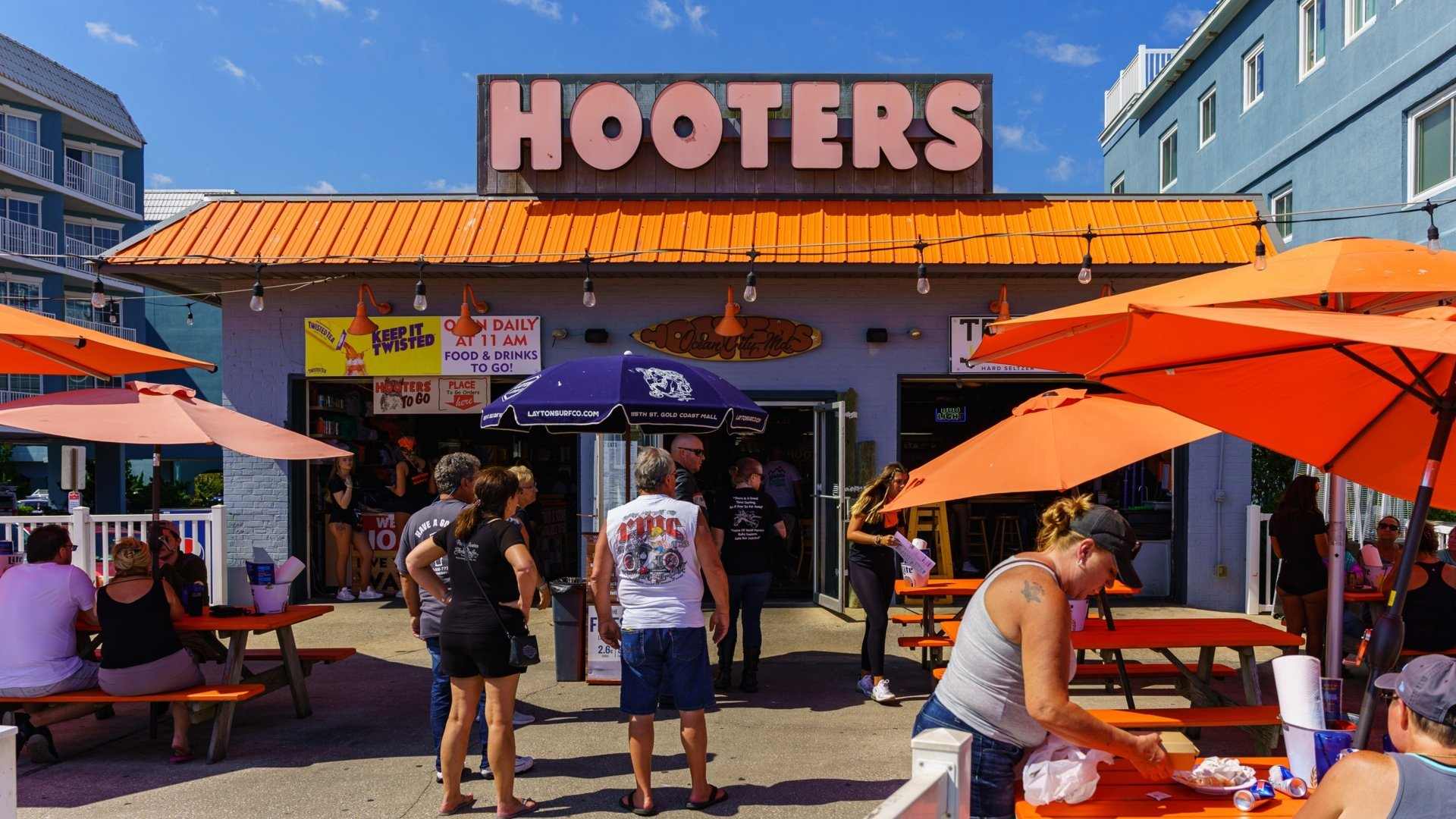 Bankruptcy Fallout Continues as Sports Bar Chain Keeps Closing ...
