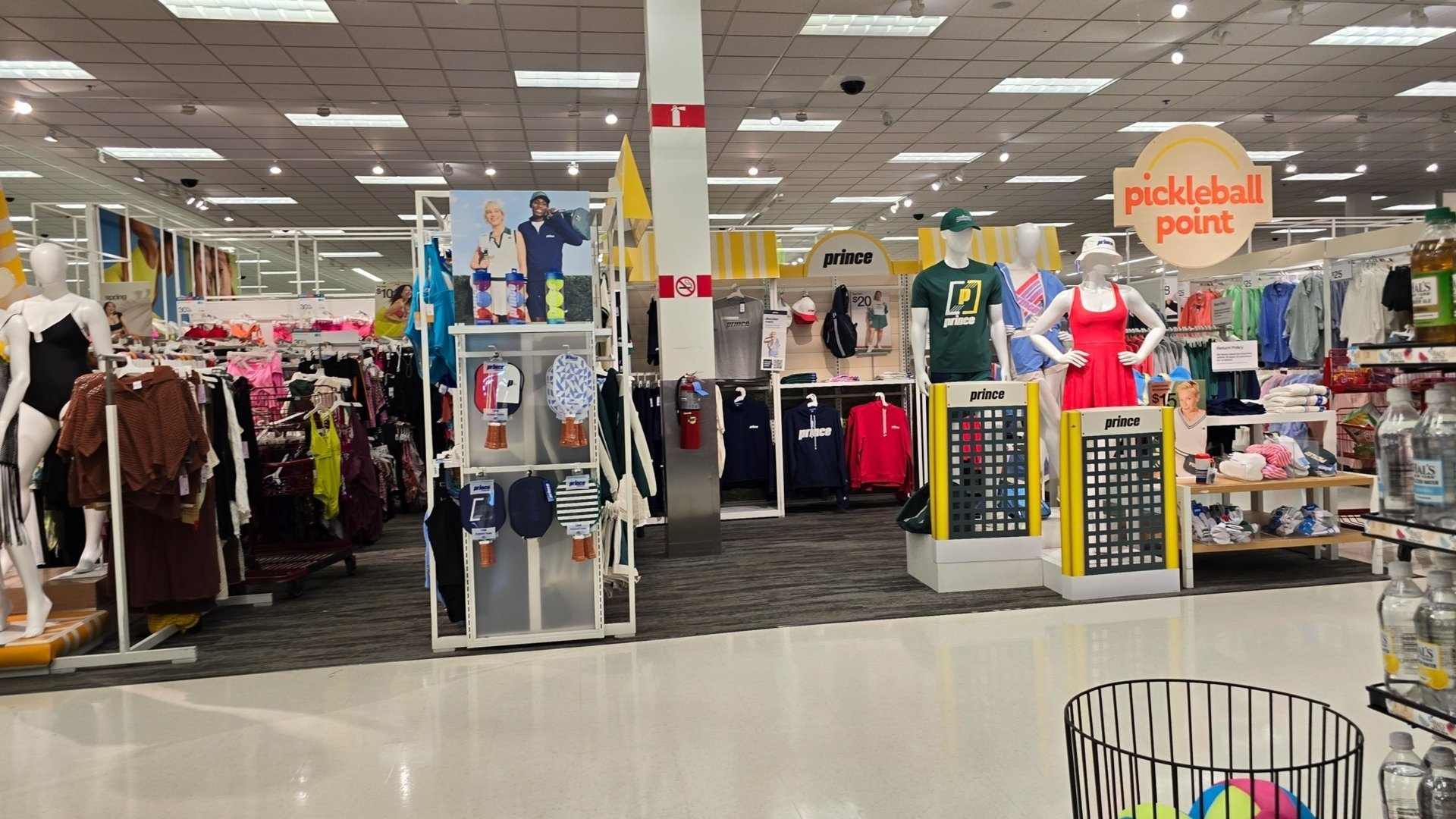 63-year-old sporting goods retailer files Chapter 11 bankruptcy - TheStreet