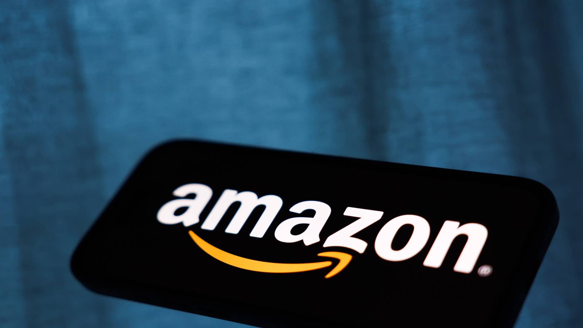 Amazon is selling a quilt set for only $27 - TheStreet