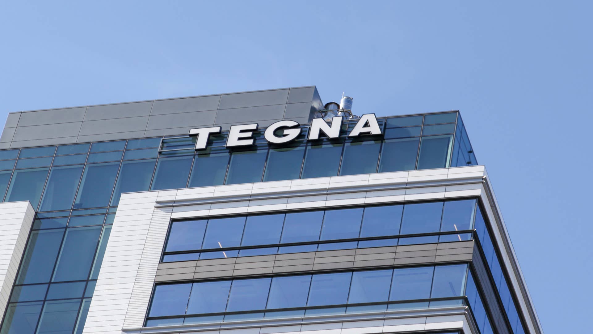 Nexstar closes $6.2B Tegna deal, announces $5.1B debt - TheStreet