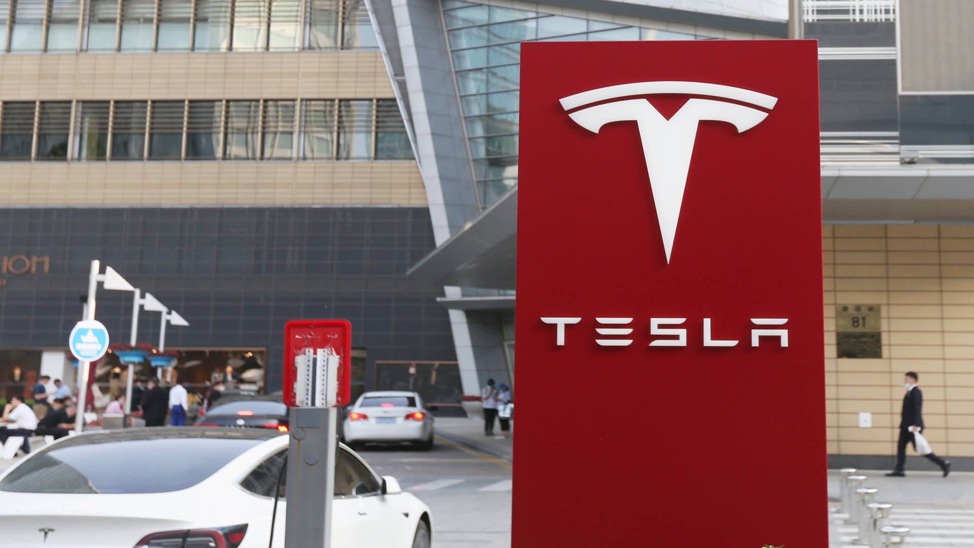 UBS has a message for Tesla stock investors - TheStreet