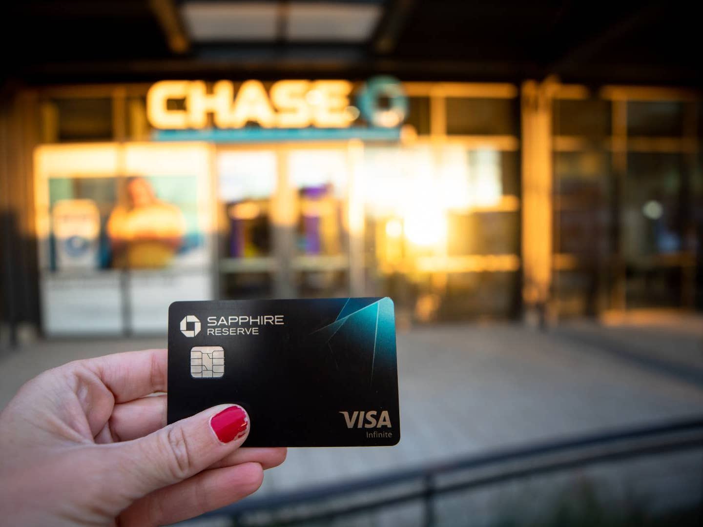 Chase Sapphire now pays you back for overpriced hotel bookings - TheStreet
