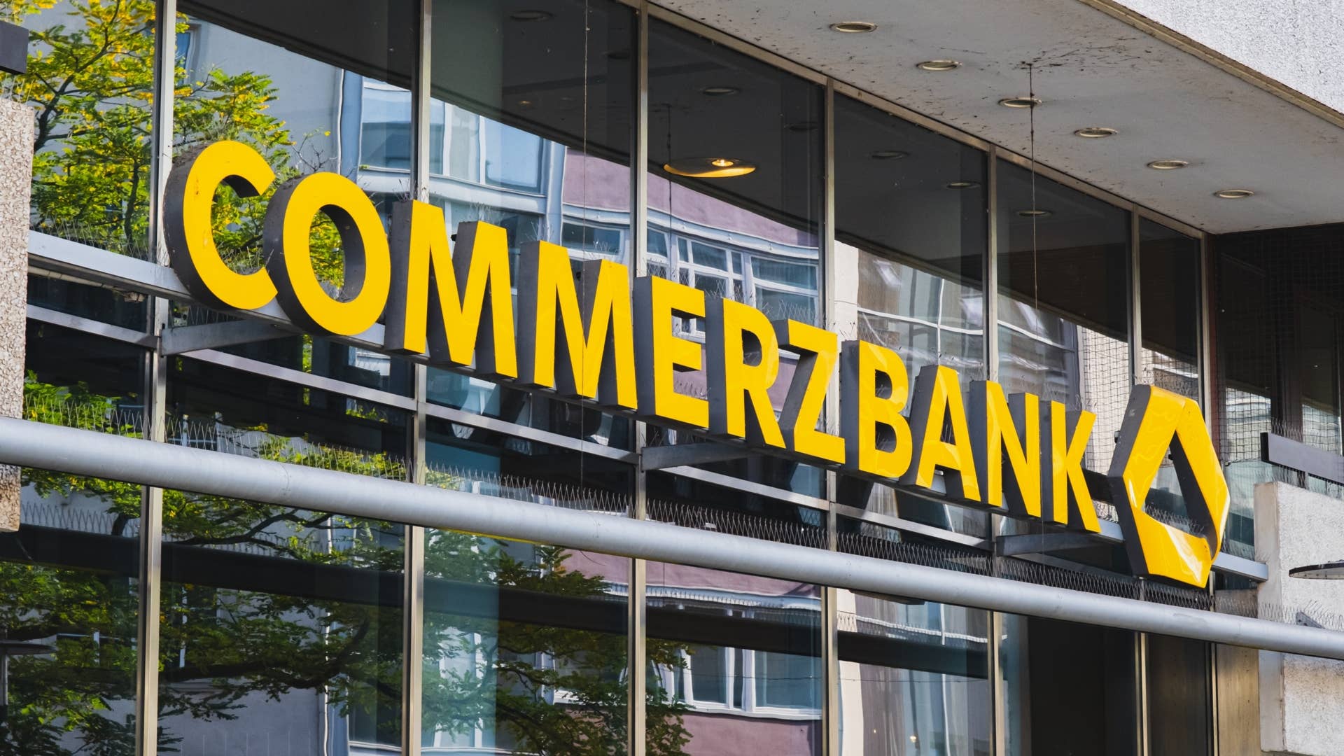 $41 billion 156-year-old bank merger reveals shift in consumer behavior ...