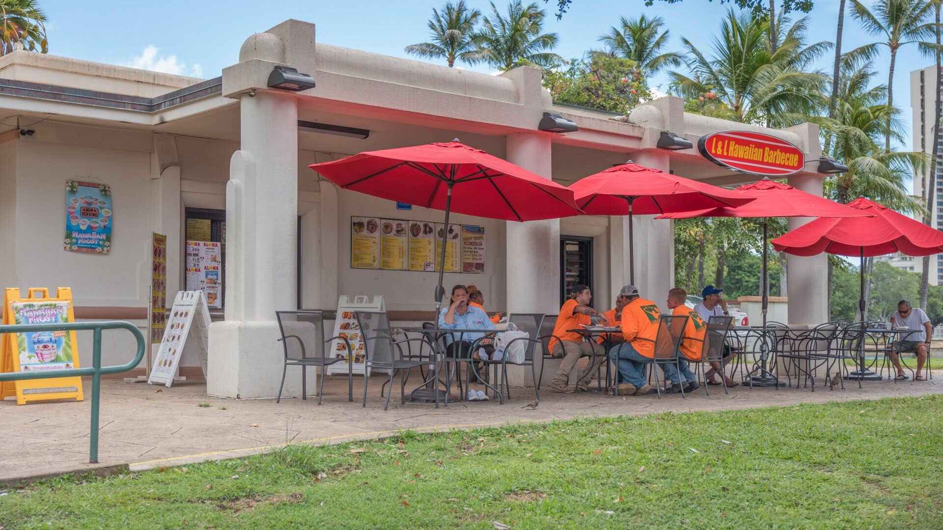 74-year-old restaurant chain abruptly exits market after closure ...