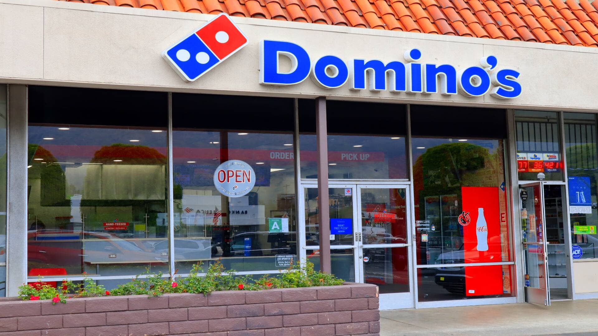 Major pizza chain franchisee files for Chapter 11 bankruptcy - TheStreet