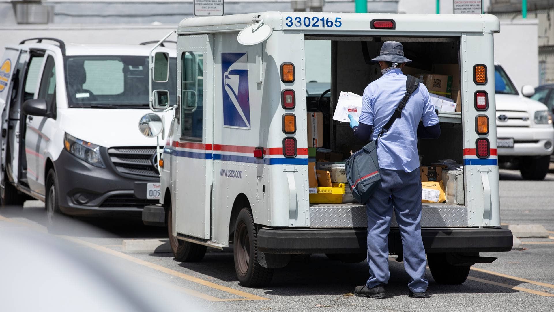 The $9 billion USPS loss putting your postage at risk - TheStreet
