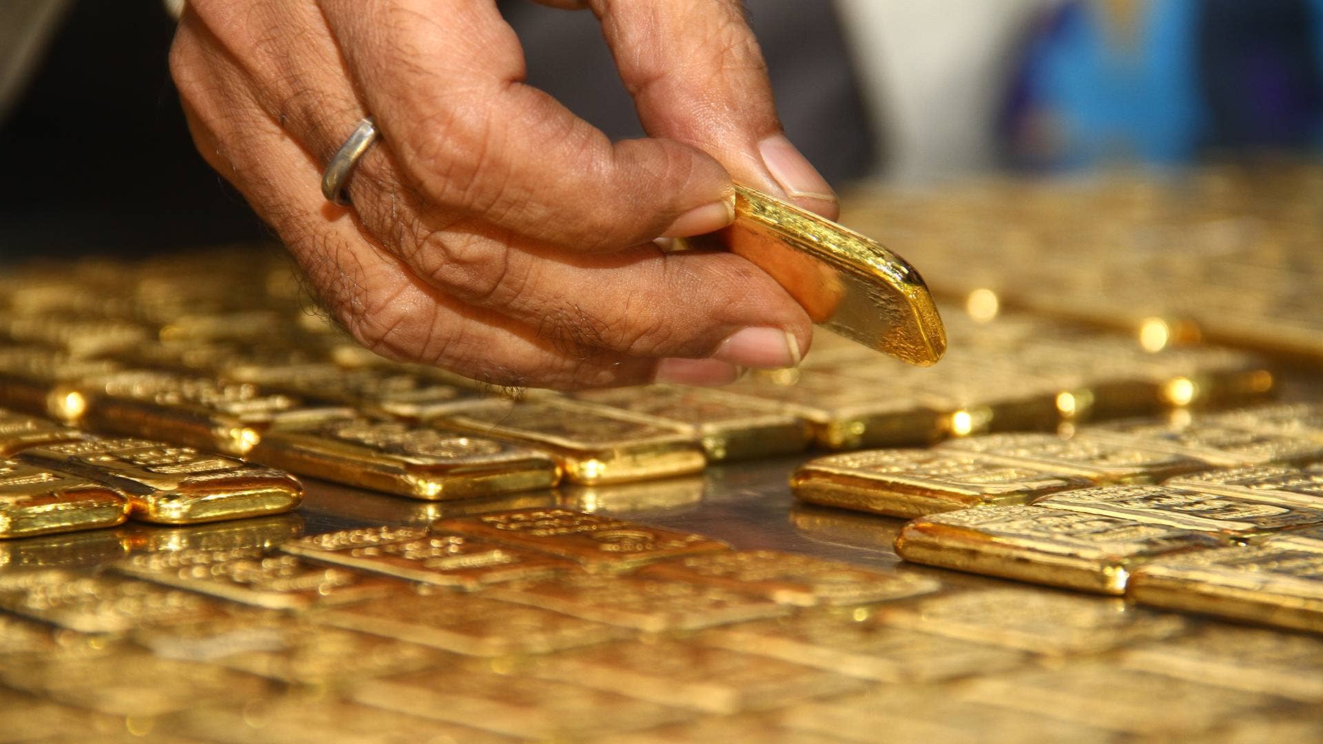 Gold IRAs work like regular IRAs until they don't - TheStreet
