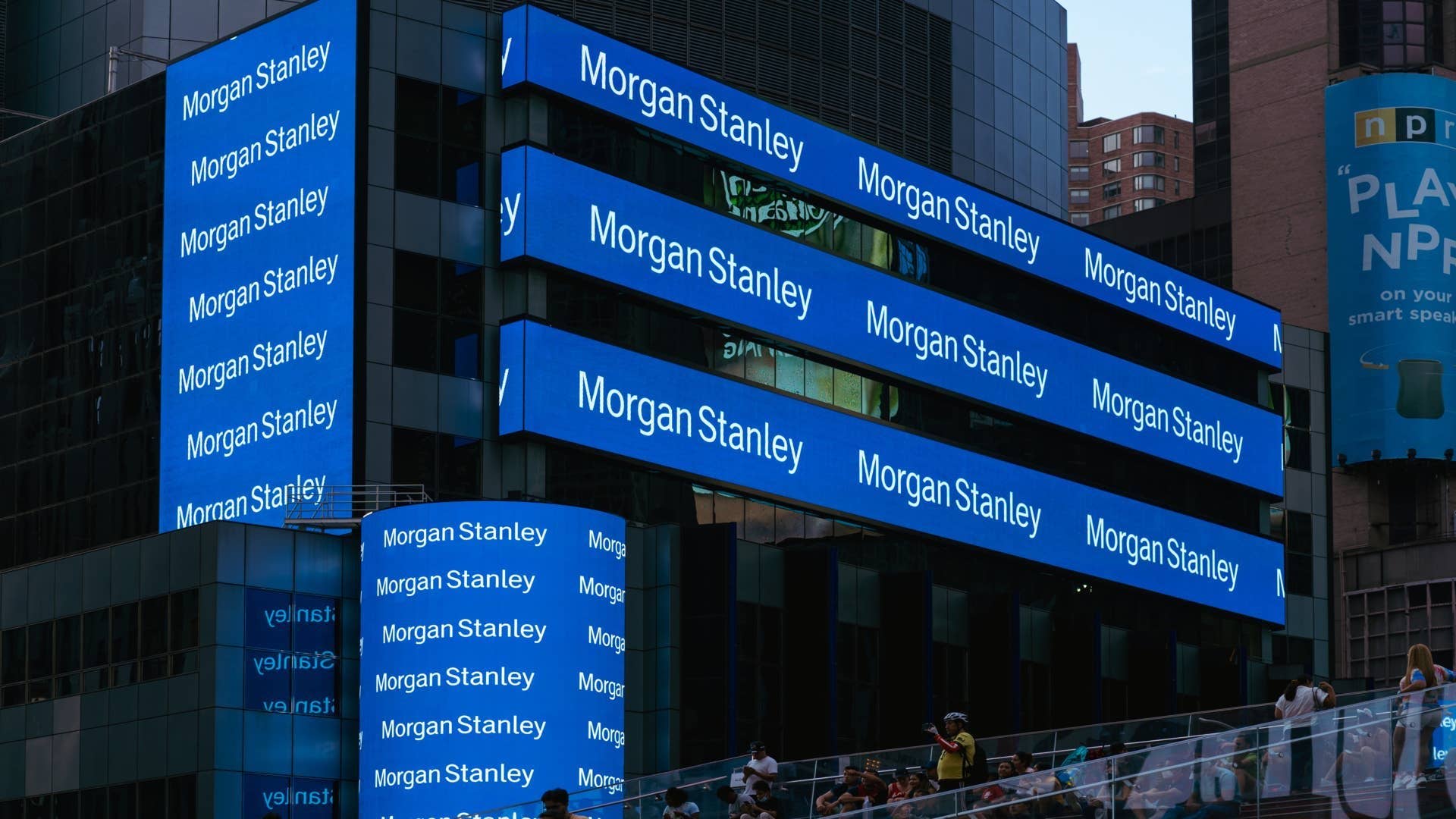 Morgan Stanley warns on Fed rates as inflation risks rise - TheStreet