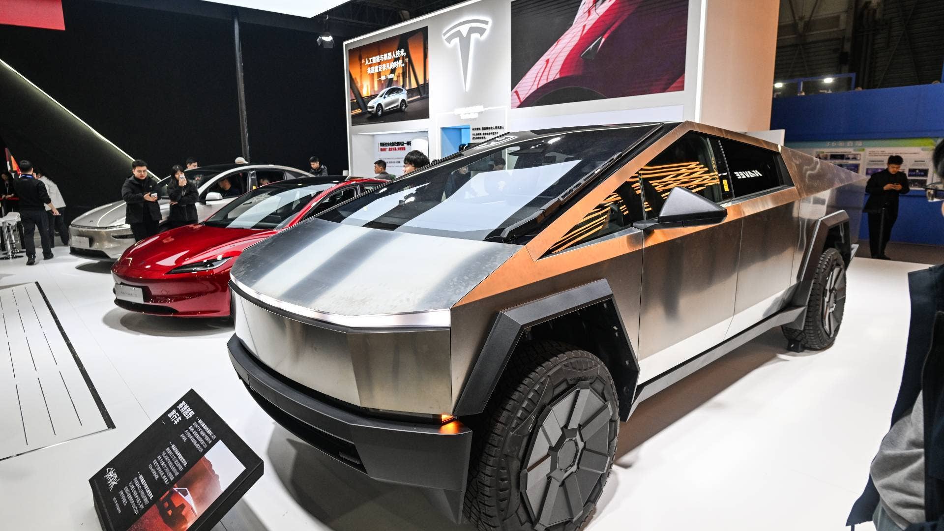 JPMorgan has a stark warning on Tesla stock - TheStreet