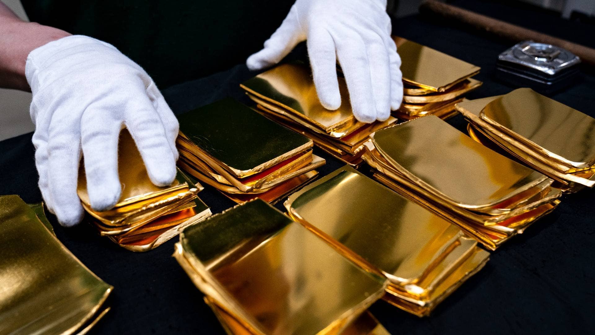 Analysts offer hot take on gold price surge - TheStreet