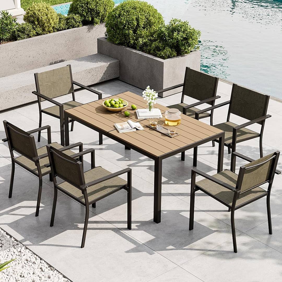 Amazon is selling a $600 7-piece patio set for $280 - TheStreet
