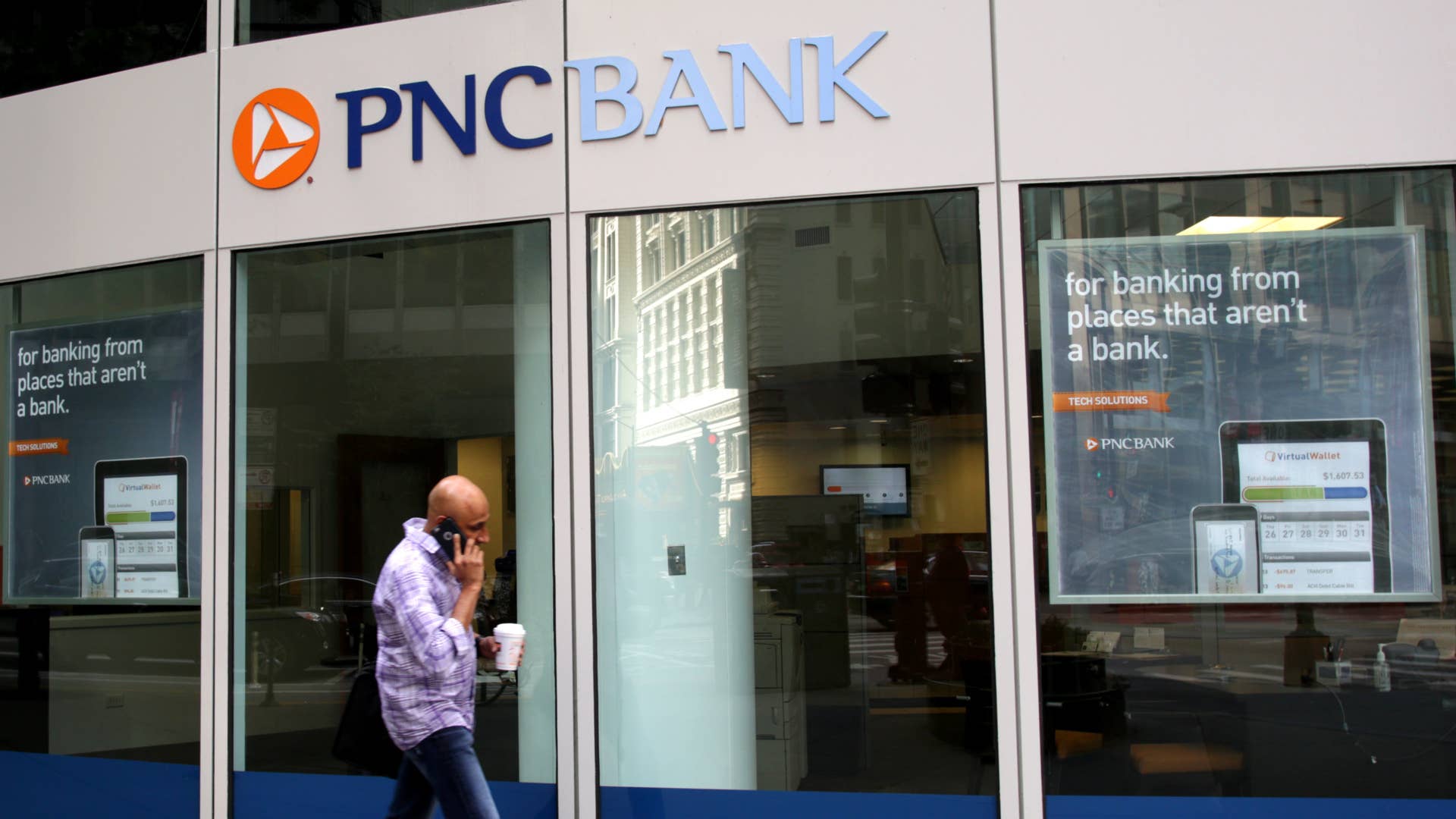 Another legacy bank cuts 777 jobs after major deal - TheStreet