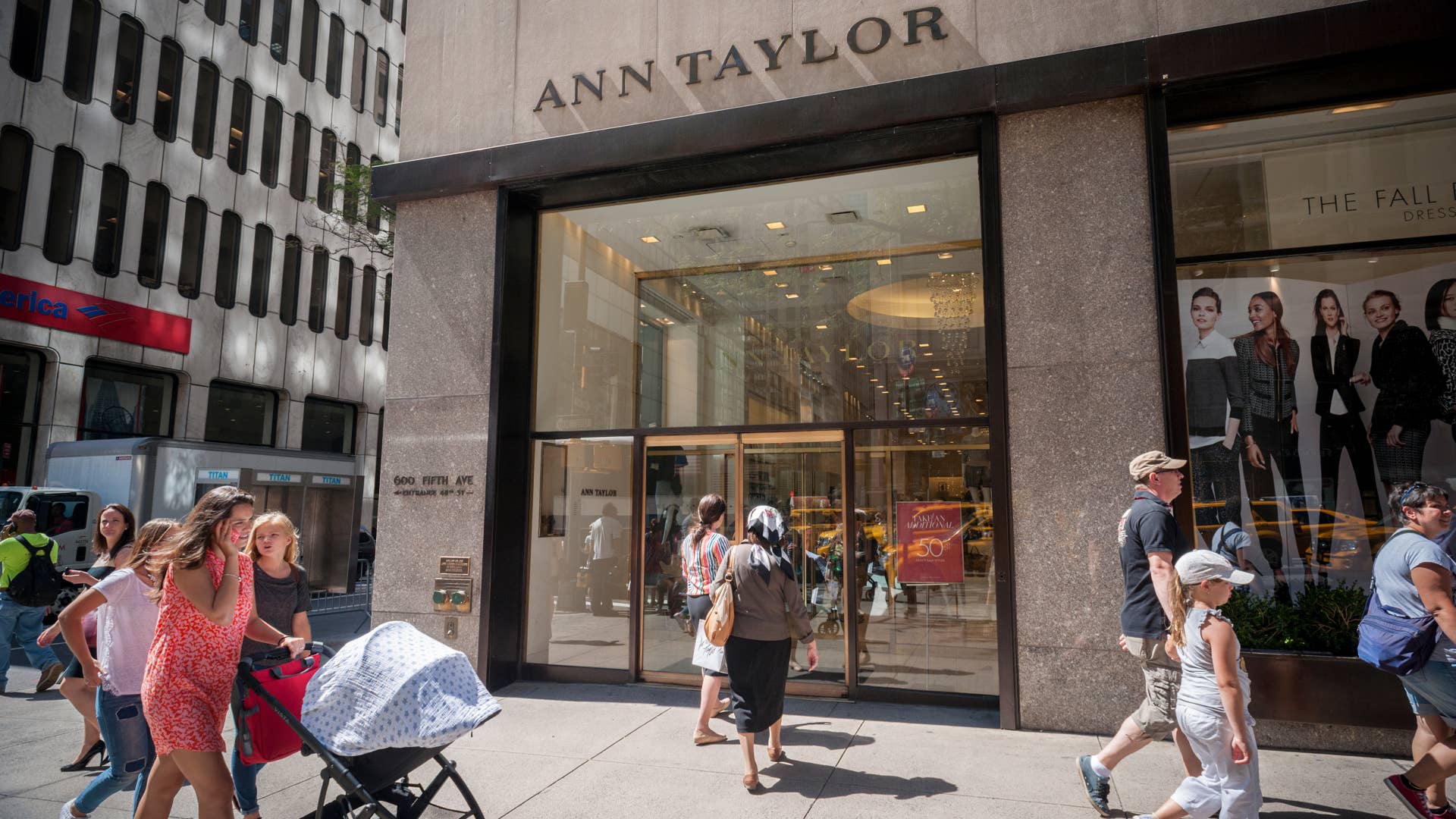 72-year-old mall retailer to close more stores in 2026 - TheStreet