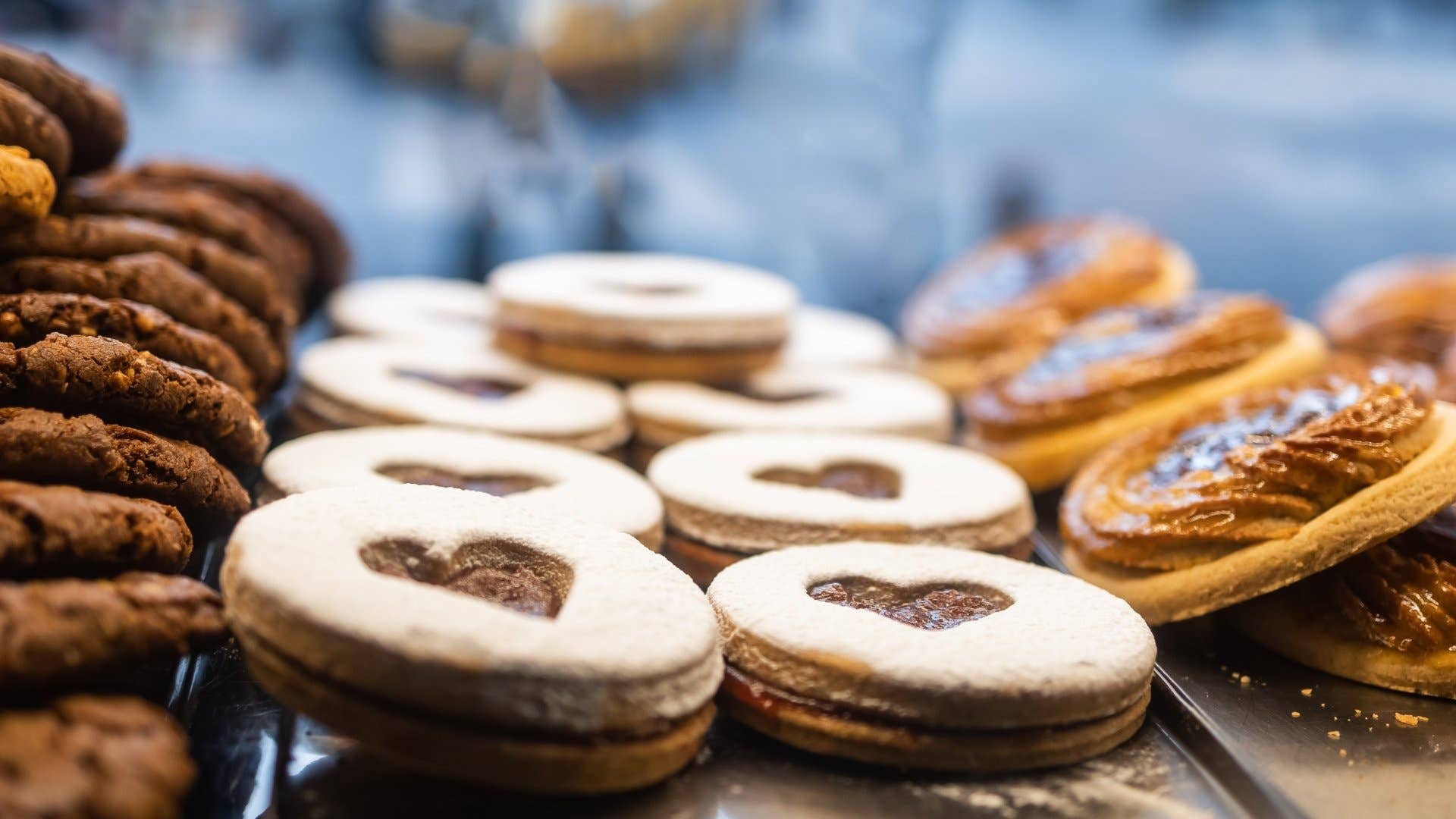 Once-booming cookie chain shutters after Chapter 11 bankruptcy - TheStreet
