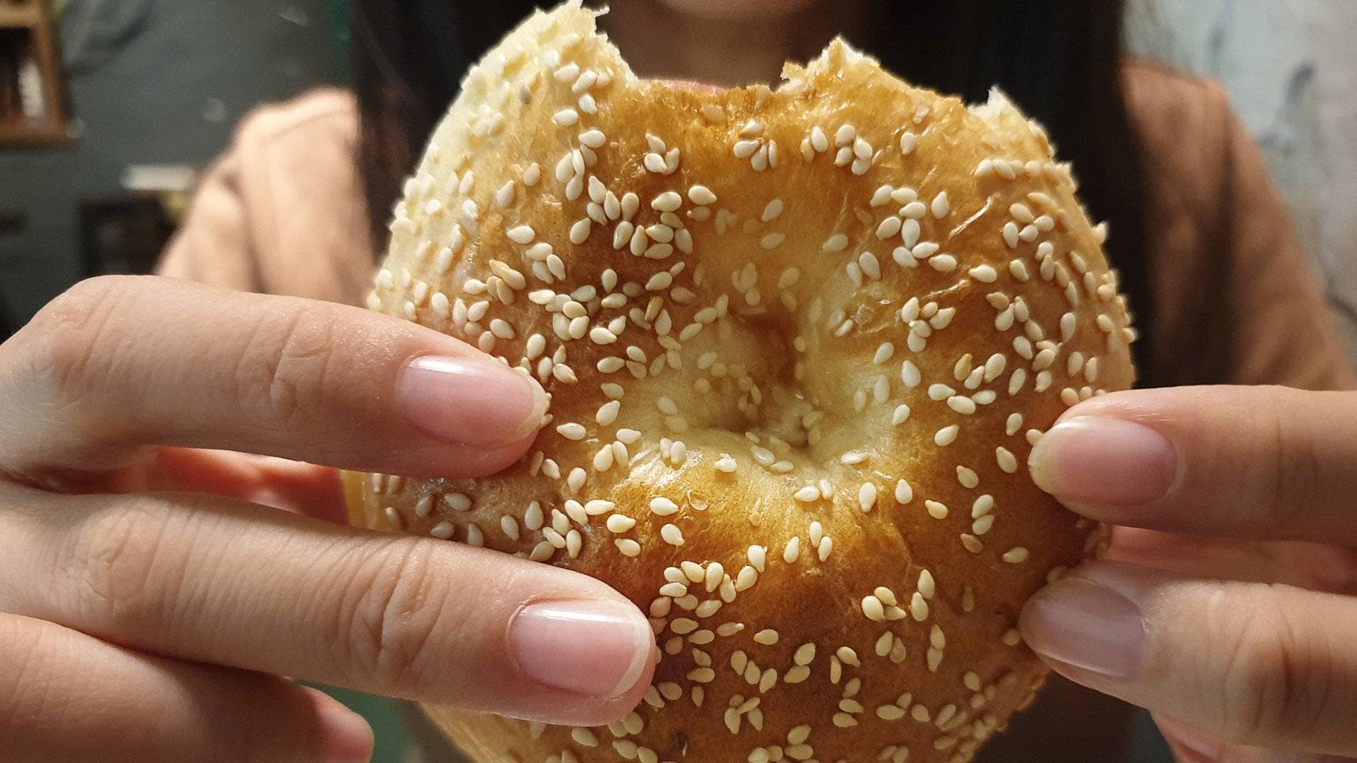 25-year-old bagel chain abruptly closes all locations - TheStreet