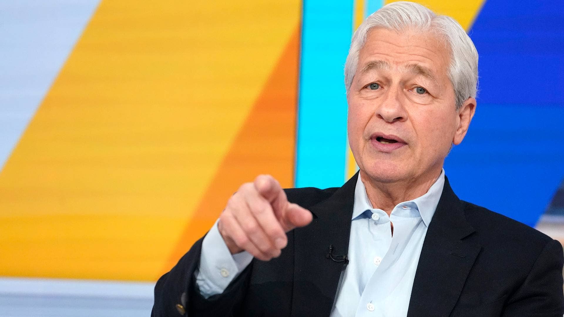 JPMorgan has a stark message on the next Fed rate cut - TheStreet