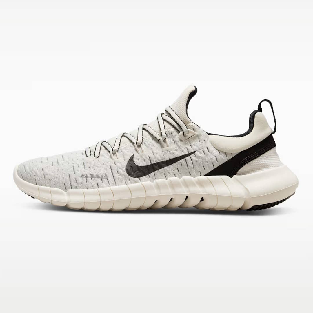 Nike is selling $100 road running shoes for just $75 - TheStreet
