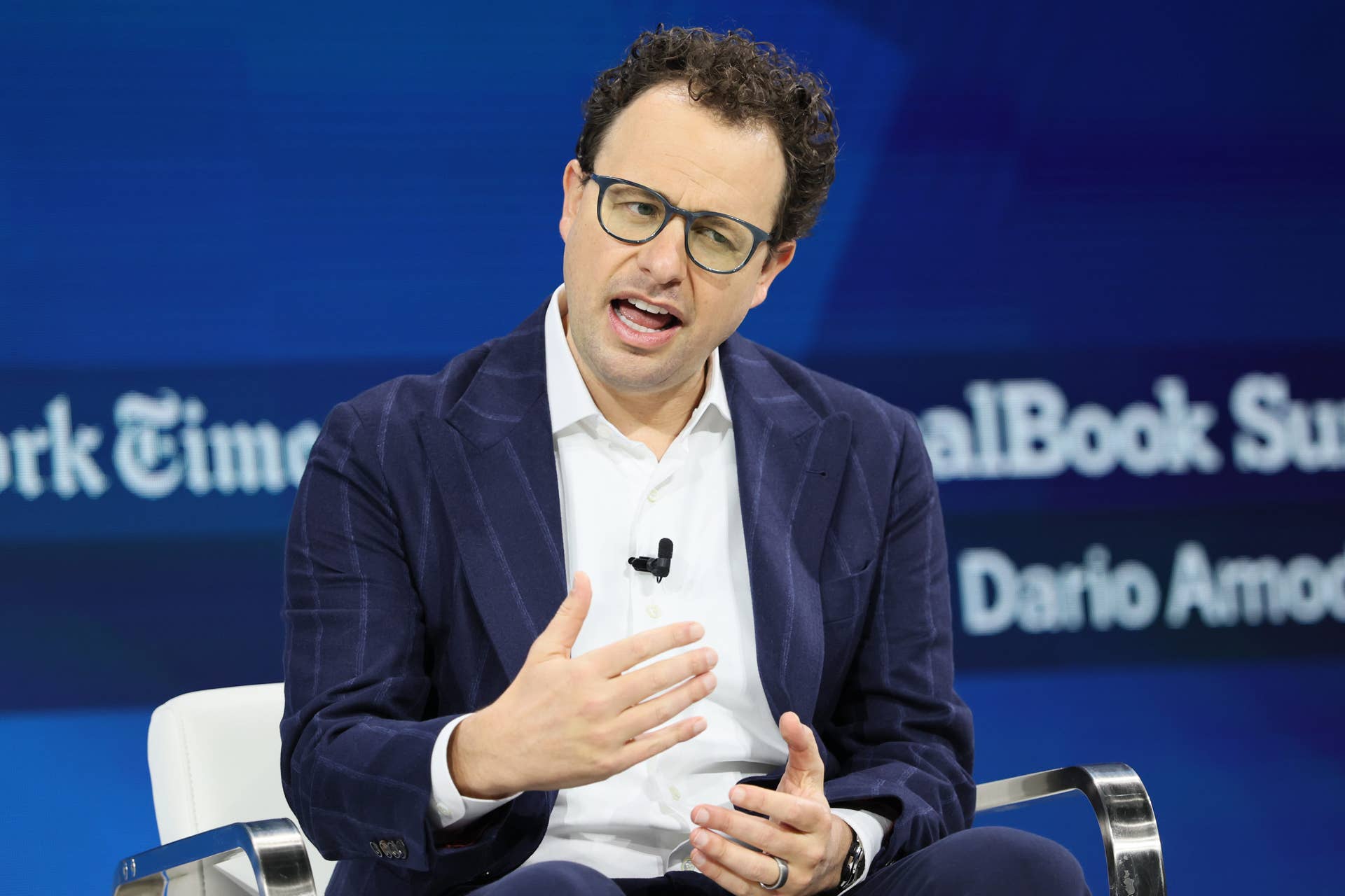 Anthropic CEO makes shocking admission about AI - TheStreet