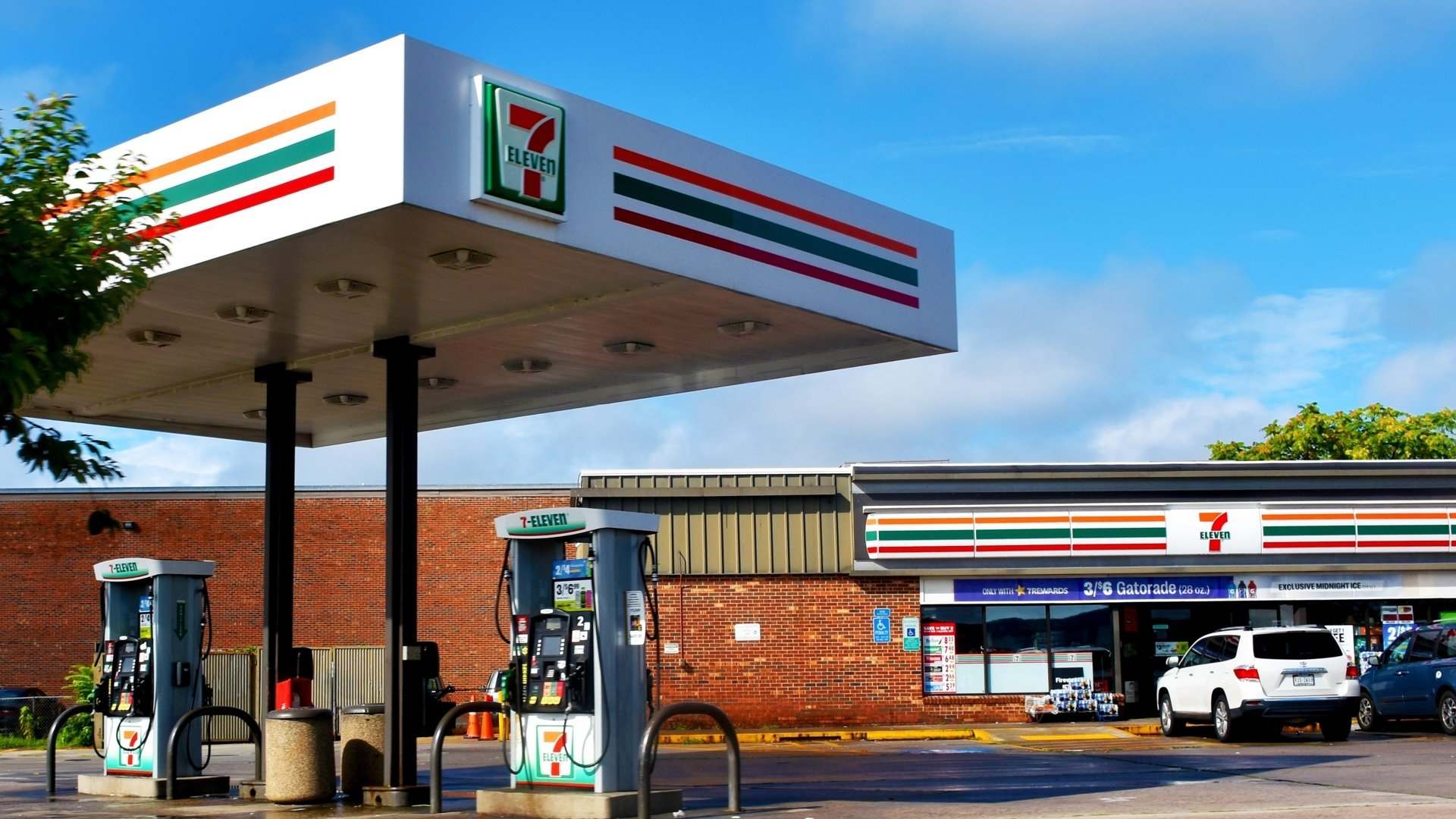 Iconic 99-Year-Old Convenience Chain Closing Hundreds of Stores - TheStreet