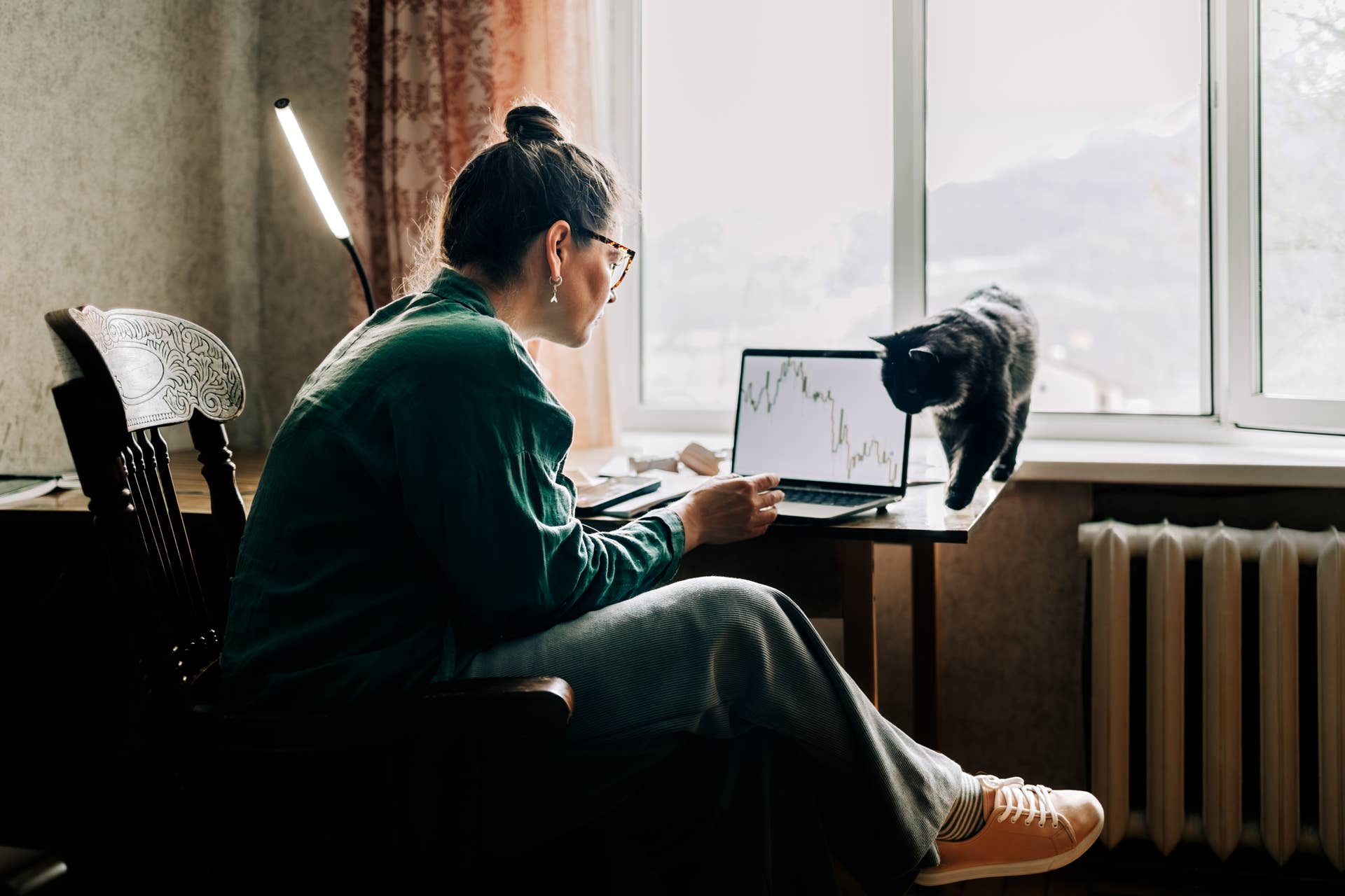 Wells Fargo wants investors to take money out of the energy sector ...