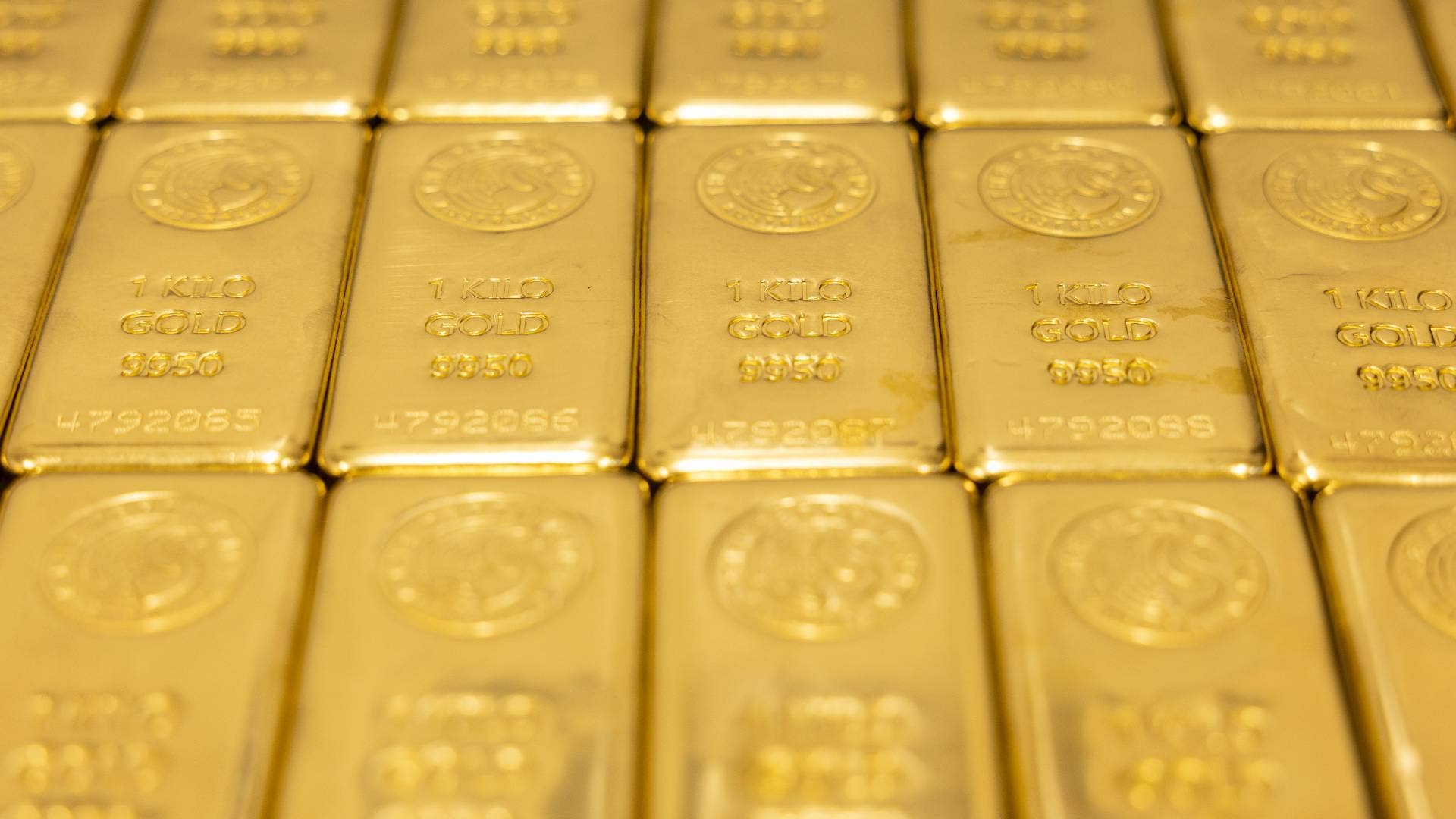 Popular Swiss Bank resets gold price target for the rest of 2026 ...