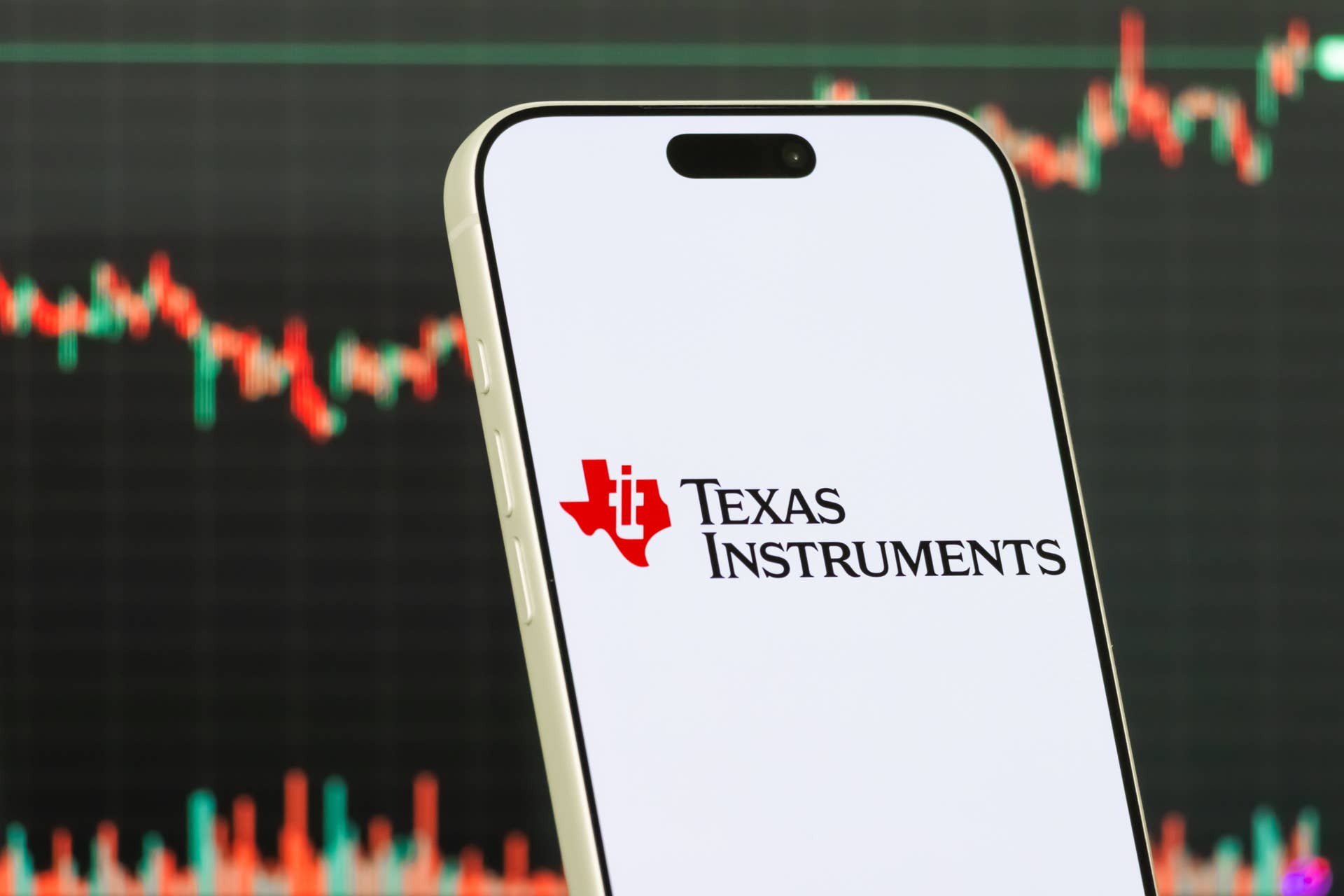 Texas Instruments Stock: BofA Raises Price Target After Earnings | TXN ...