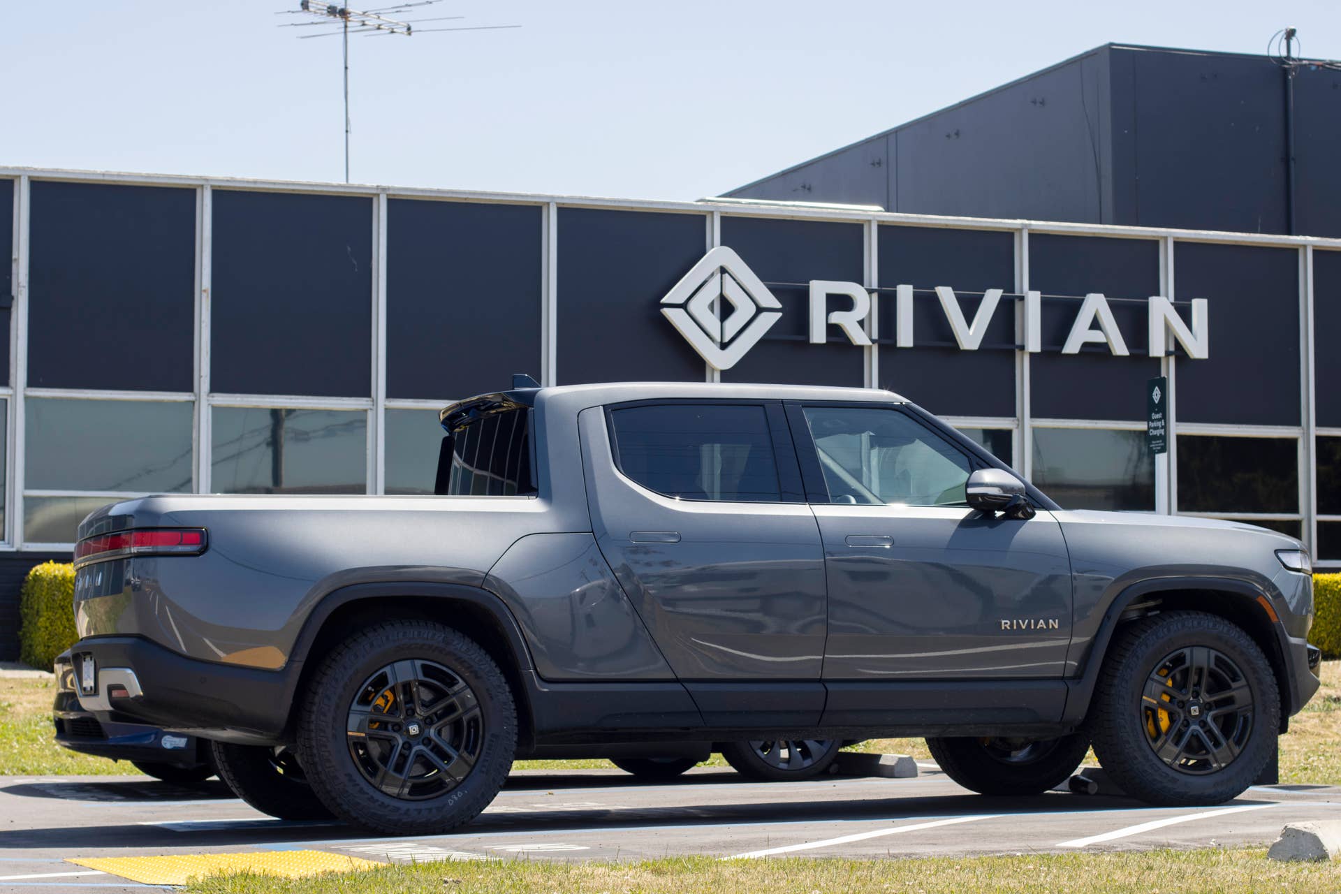 Rivian CEO walks away with $403 million despite huge losses - TheStreet