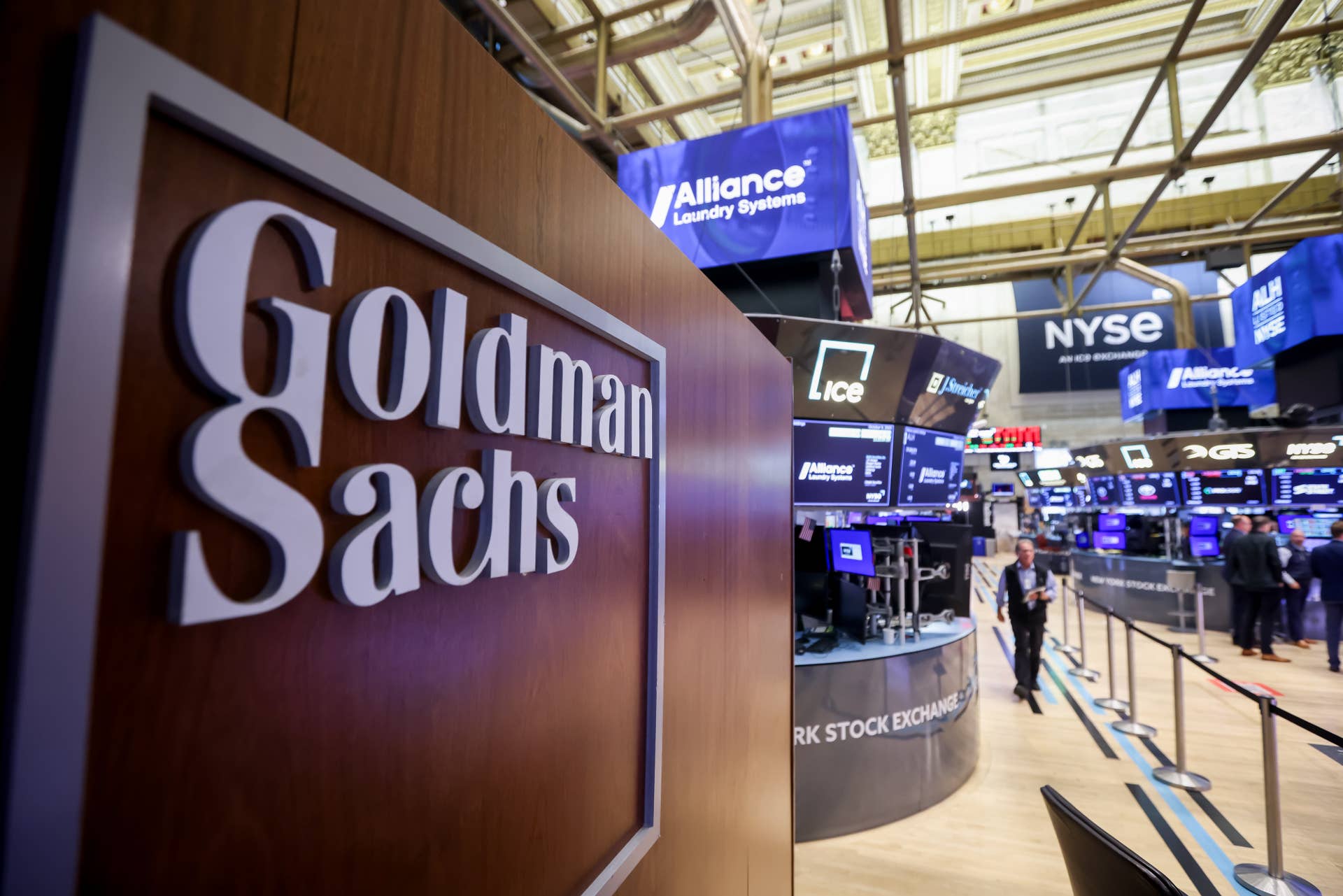 Goldman Sachs has decisive message on Google stock ahead of earnings ...