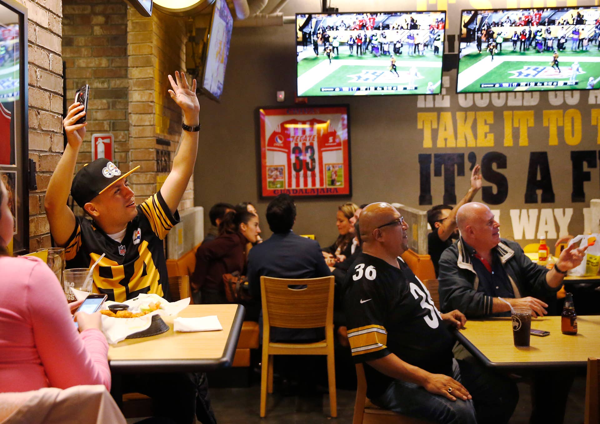 Buffalo Wild Wings closes restaurants across the U.S. in 2026 - TheStreet