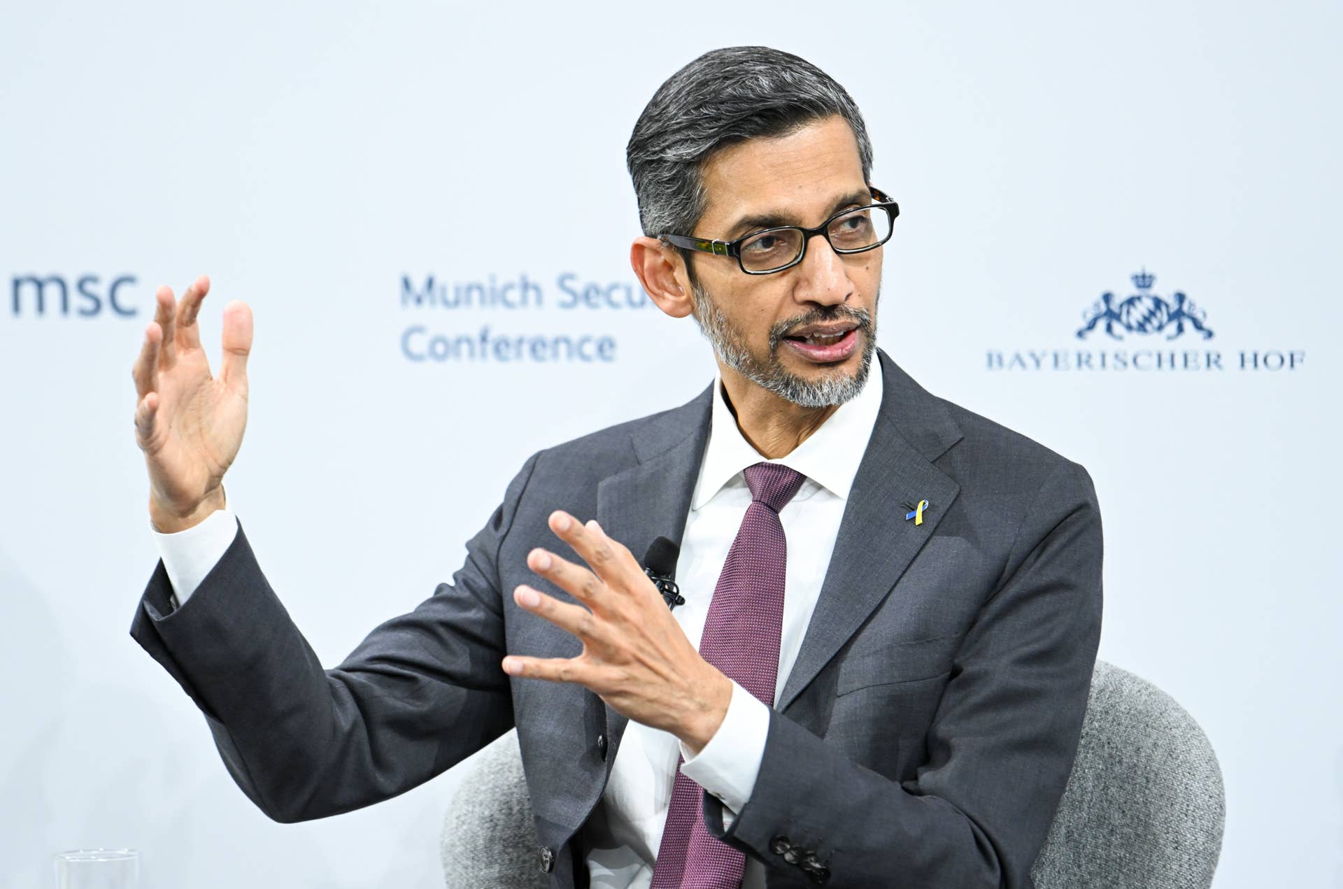 Bank of America resets Google stock forecast ahead of earnings - TheStreet