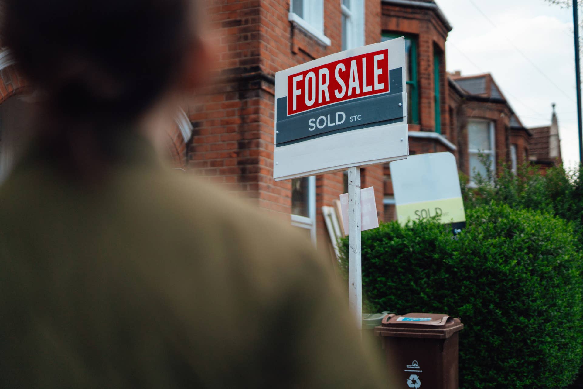 Zillow shares secret to homes selling above asking price - TheStreet
