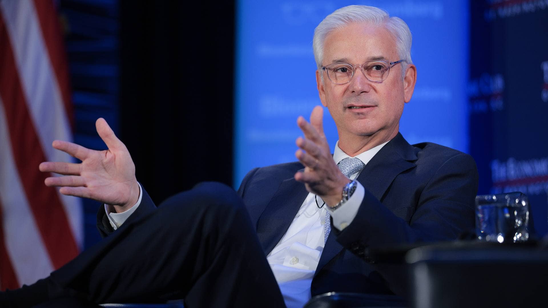 Wells Fargo CEO puts blunt label on U.S. economy - TheStreet