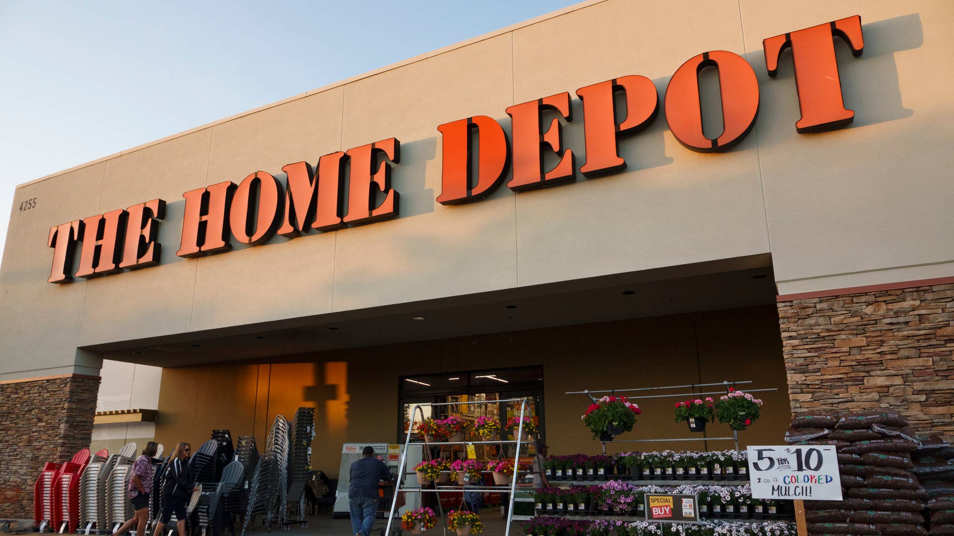 BofA sees more room for Home Depot shares | HD - TheStreet