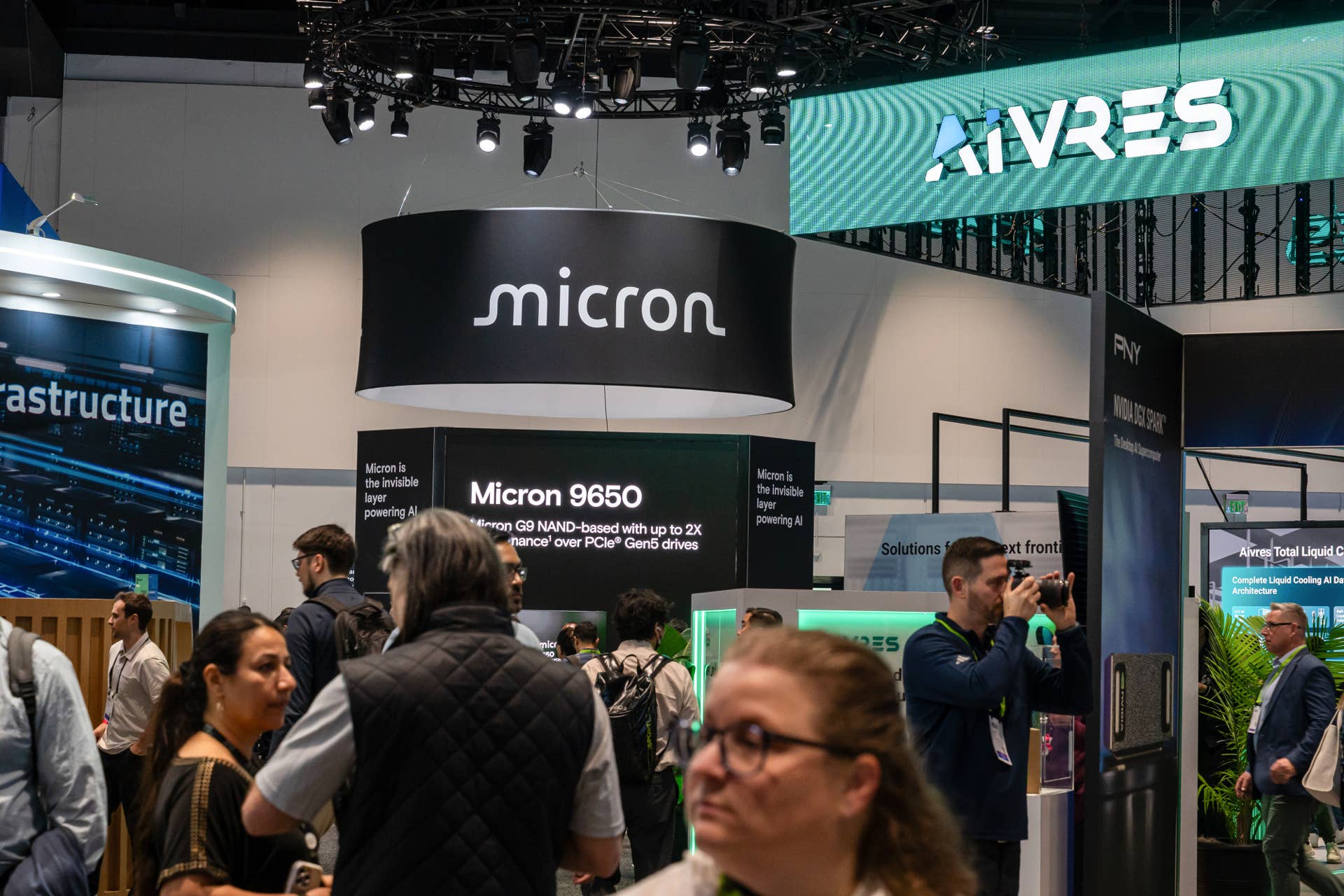 Micron stock sends a strong signal amid chip shortage | MU - TheStreet