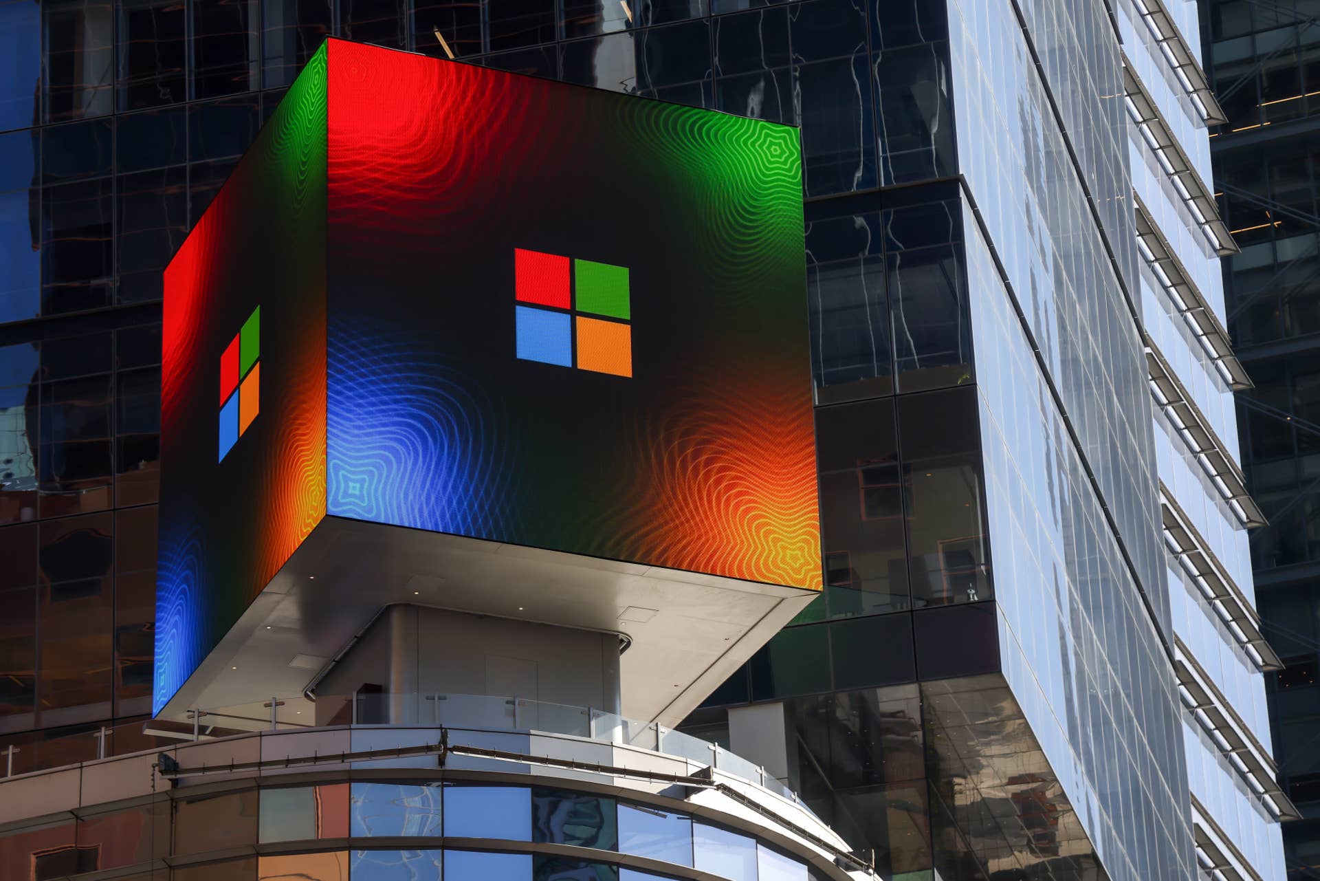 Does Microsoft pay a dividend? Its yield and payout explained - TheStreet