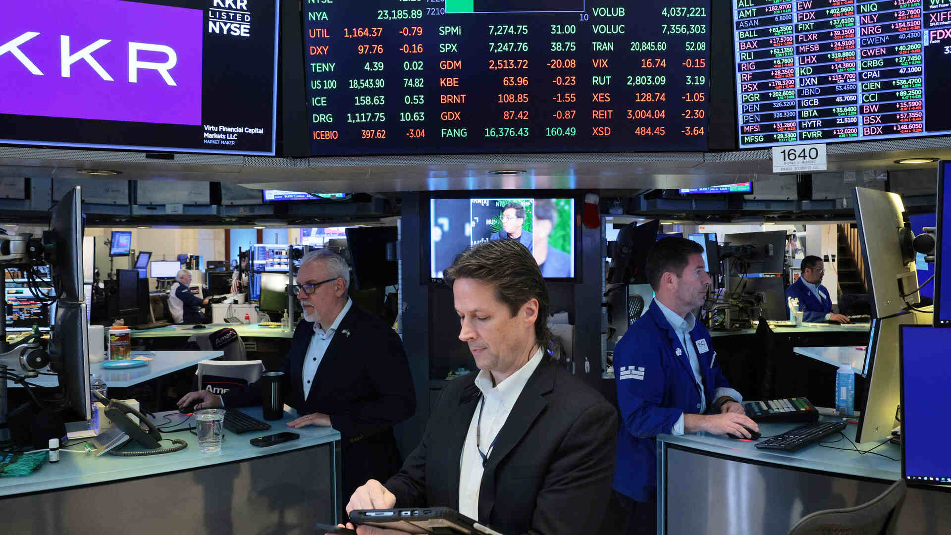 Legendary economist Gary Shilling sends stark message on stock market ...