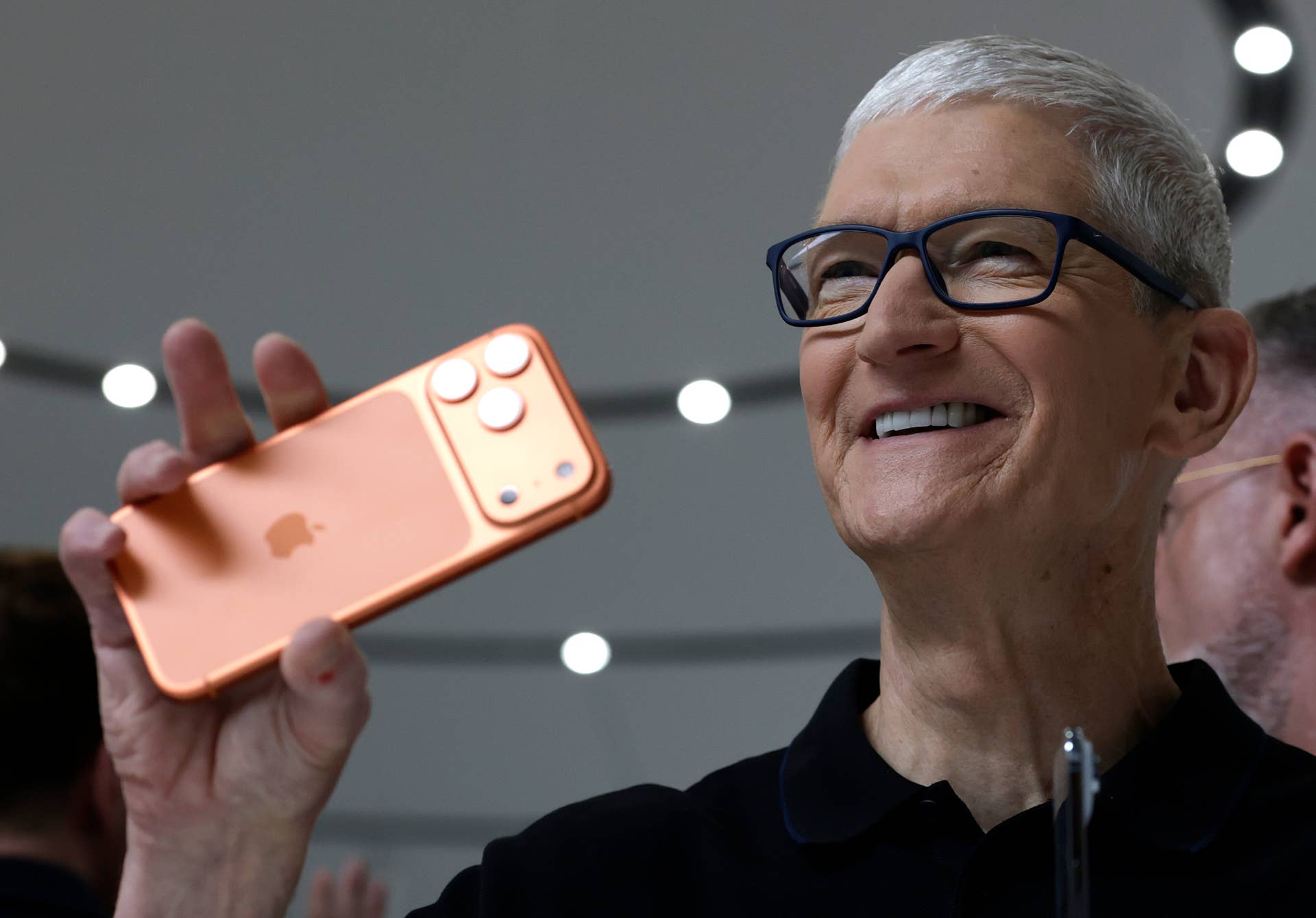 Apple Stock: BofA Raises Price Target After Earnings, Sees Services ...