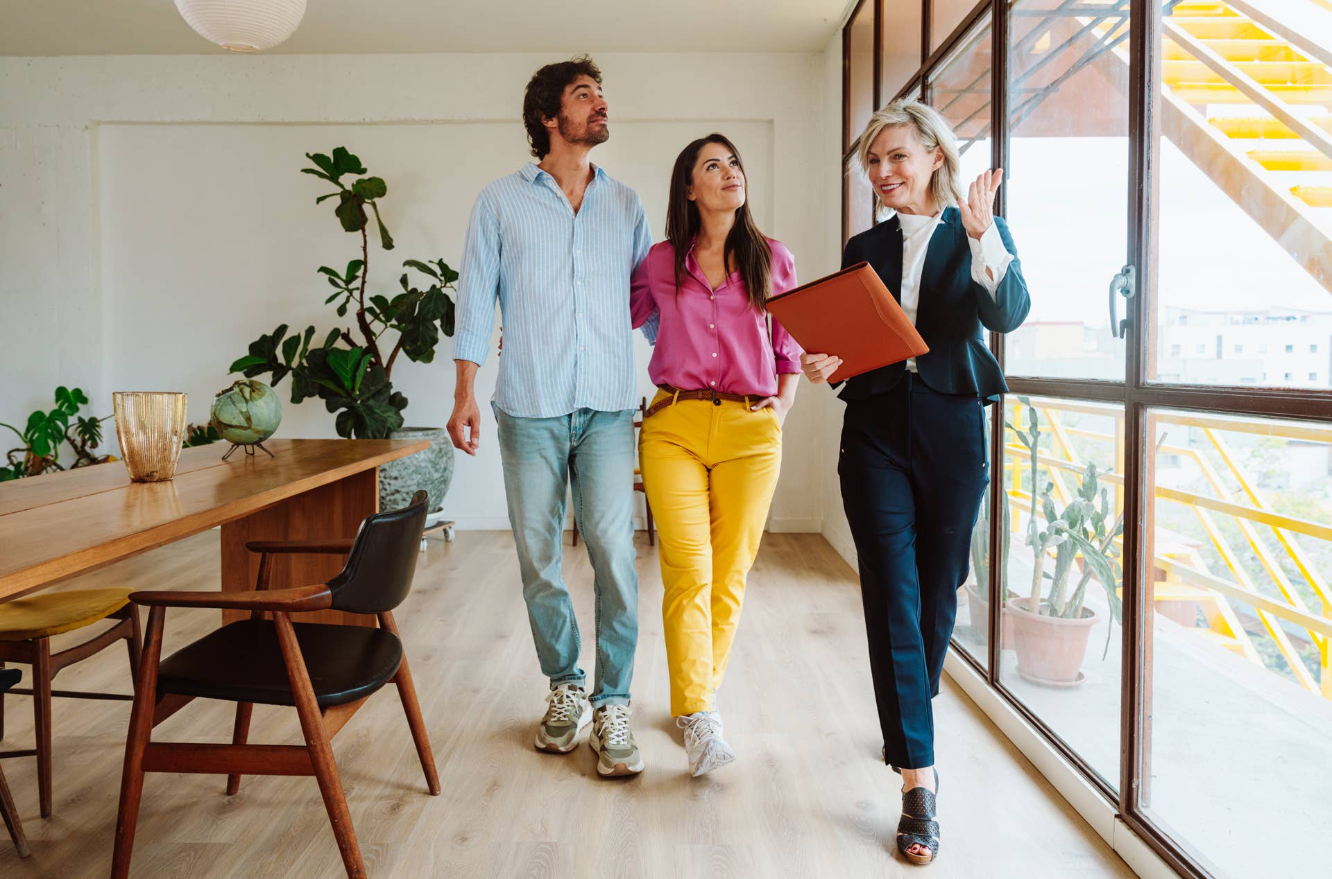 Redfin unveils huge shift in home sales, housing market - TheStreet