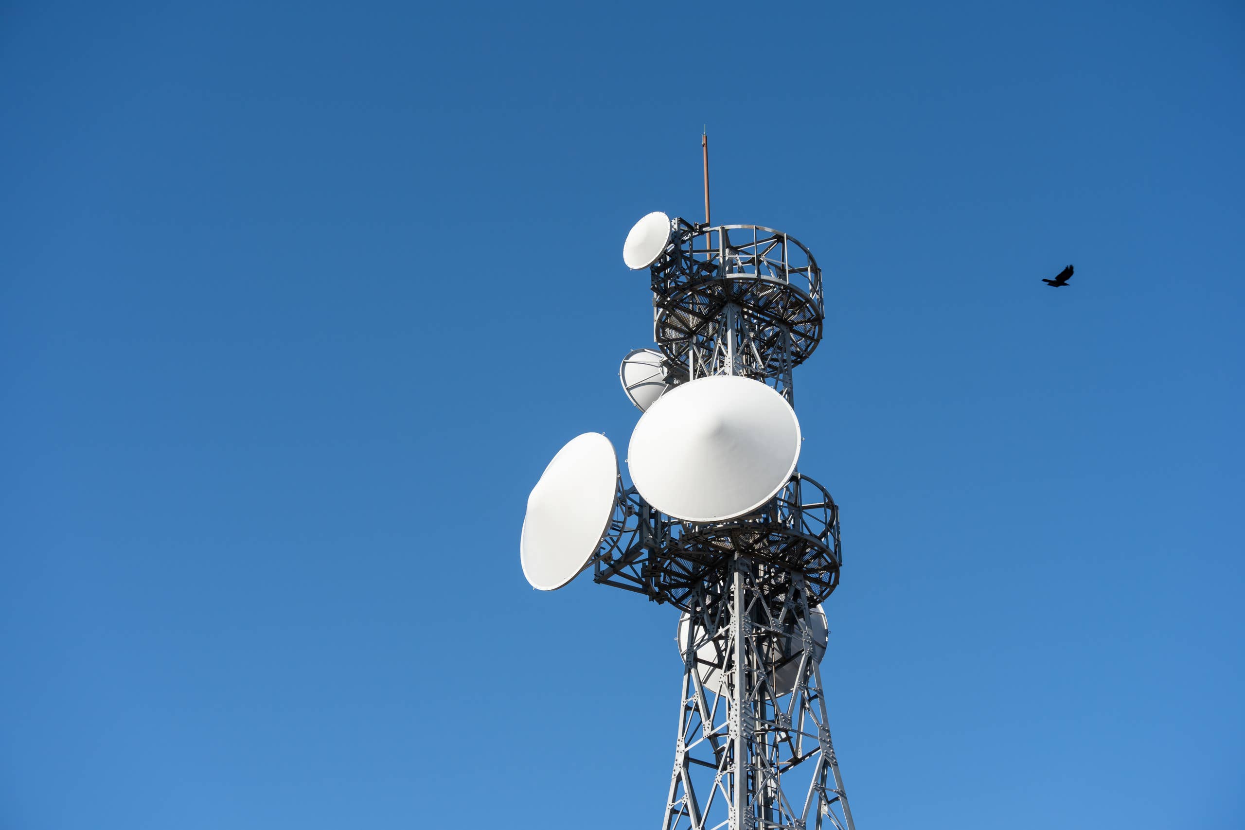 AT&T, T-Mobile and Verizon customers will get big network upgrade ...