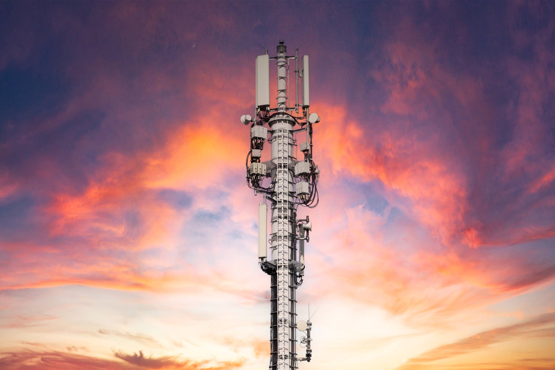 AT&T, T-Mobile and Verizon customers will get big network upgrade ...