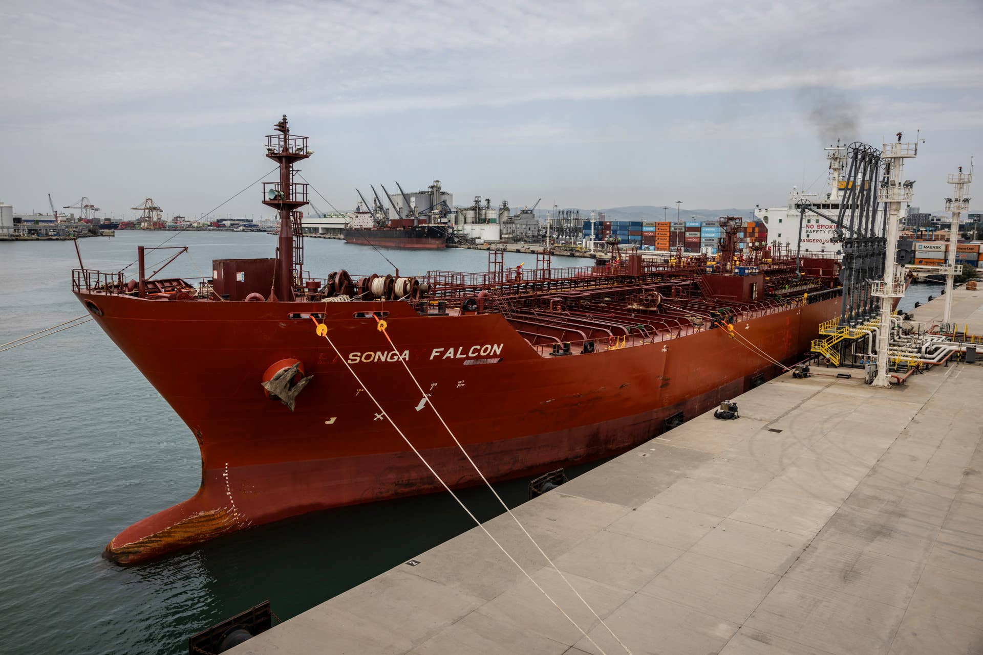 Louis Navellier says oil price drop hides bigger opportunity - TheStreet