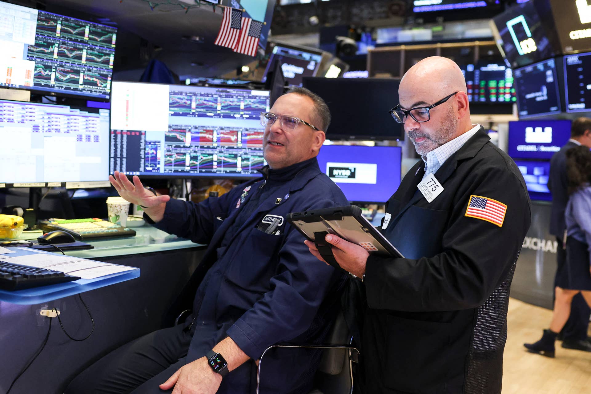 5-star analyst sets jaw-dropping SanDisk stock price target - TheStreet