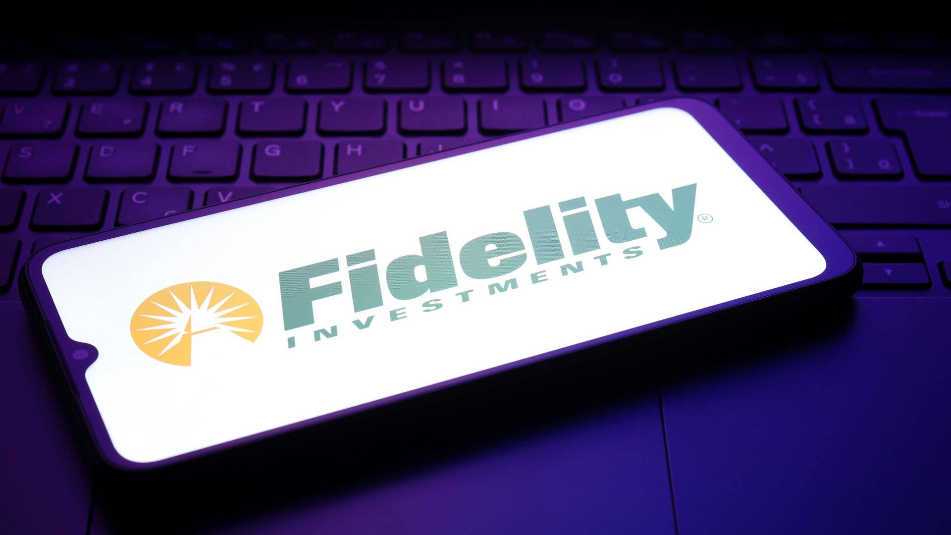 Fidelity, Charles Schwab deliver major message on 401(k)s, IRAs - TheStreet