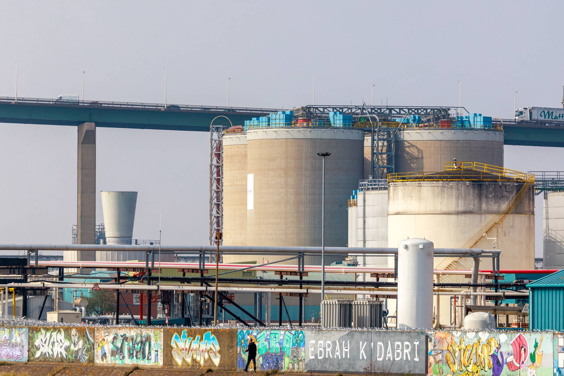 UBS sounds alarm on oil price for the rest of 2026 - TheStreet