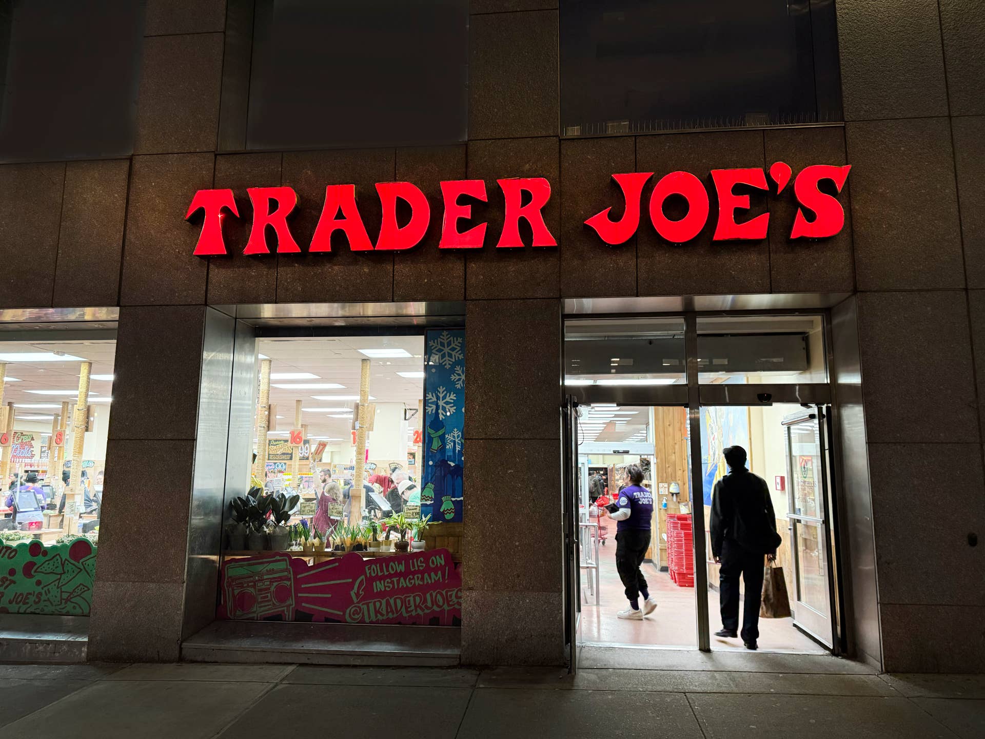 Trader Joe's Memorial Day hours - TheStreet