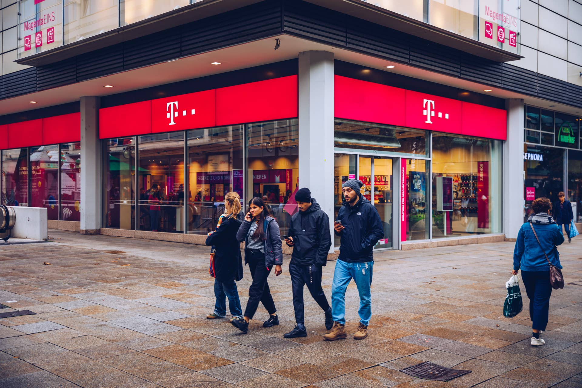 T-Mobile drops new free perks for customers as pressure builds - TheStreet