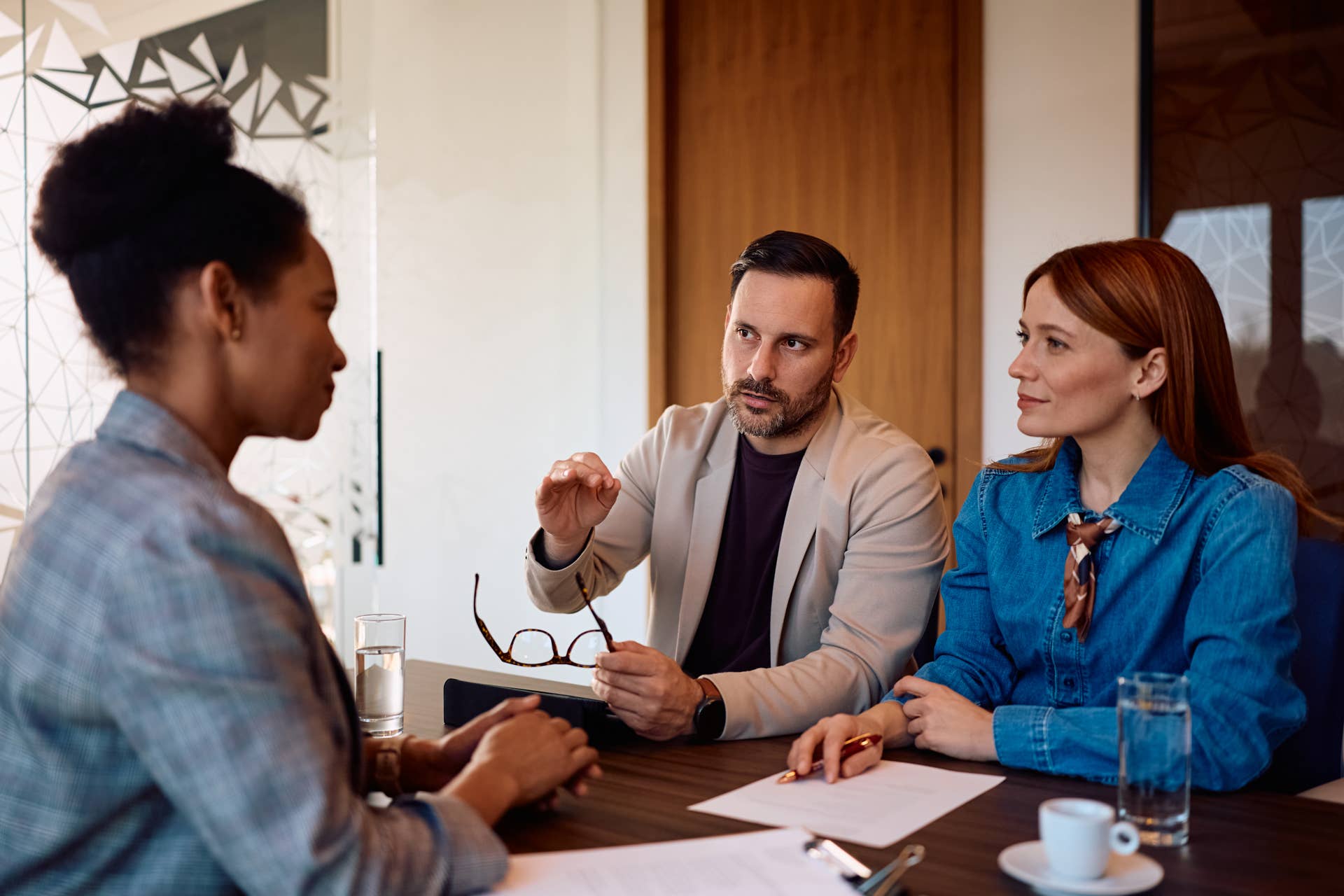 Americans meet unexpected challenge with mortgage news - TheStreet