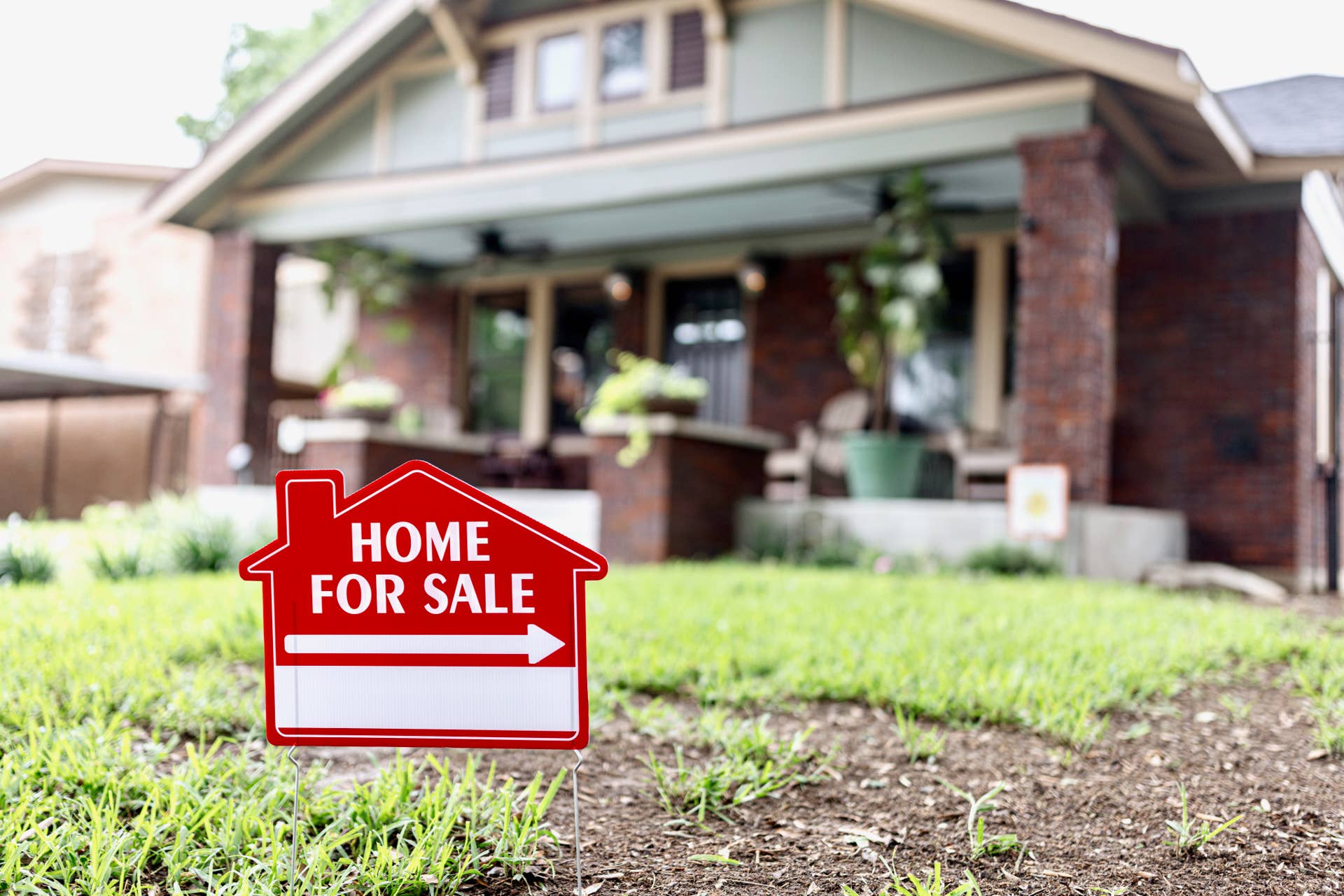 Mortgage rate bets shift after surprising jobs report - TheStreet