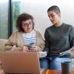Vanguard warns workers losing thousands in 401(k) withdrawals - TheStreet